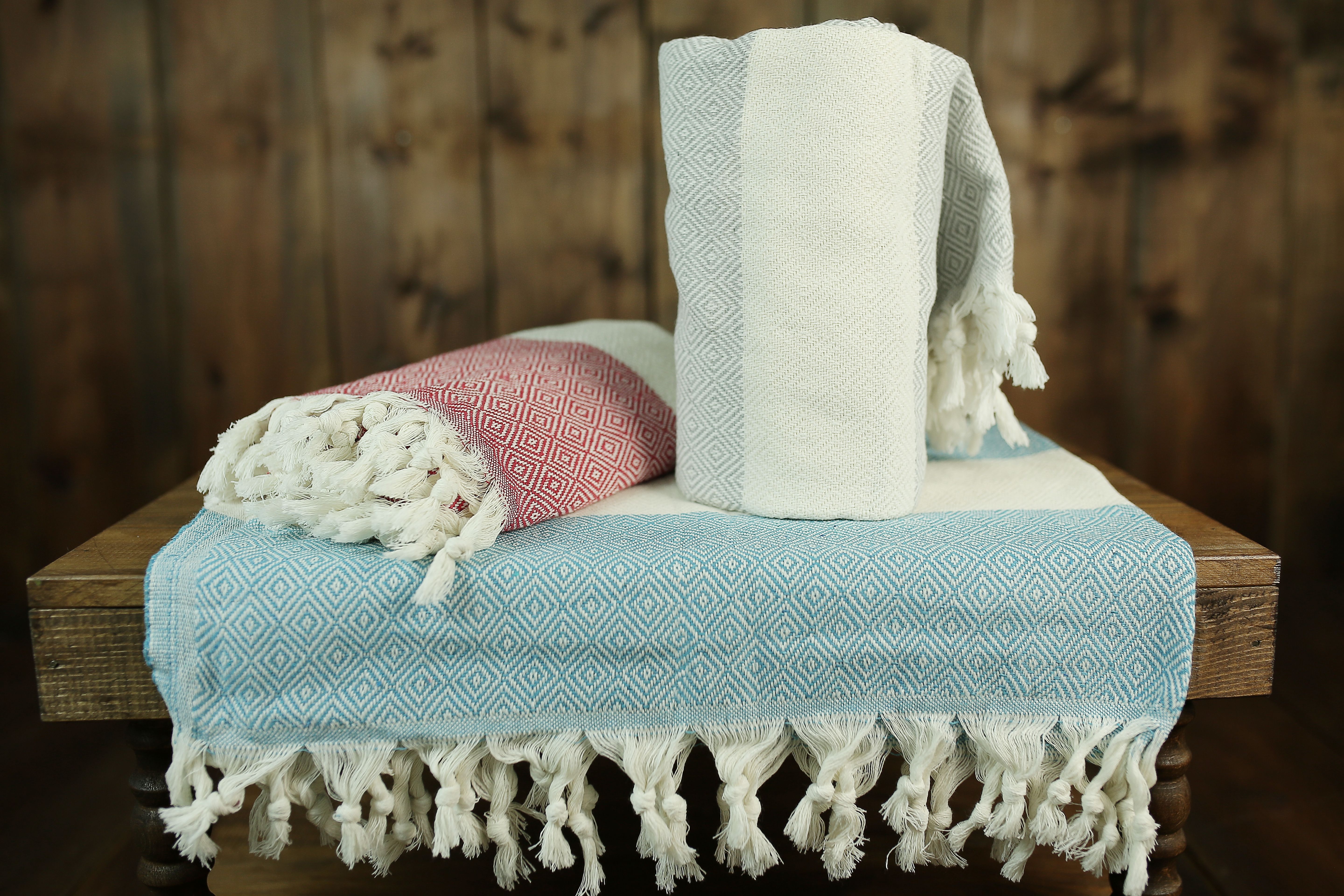 Rustic Decor with Towels · Free Stock Photo