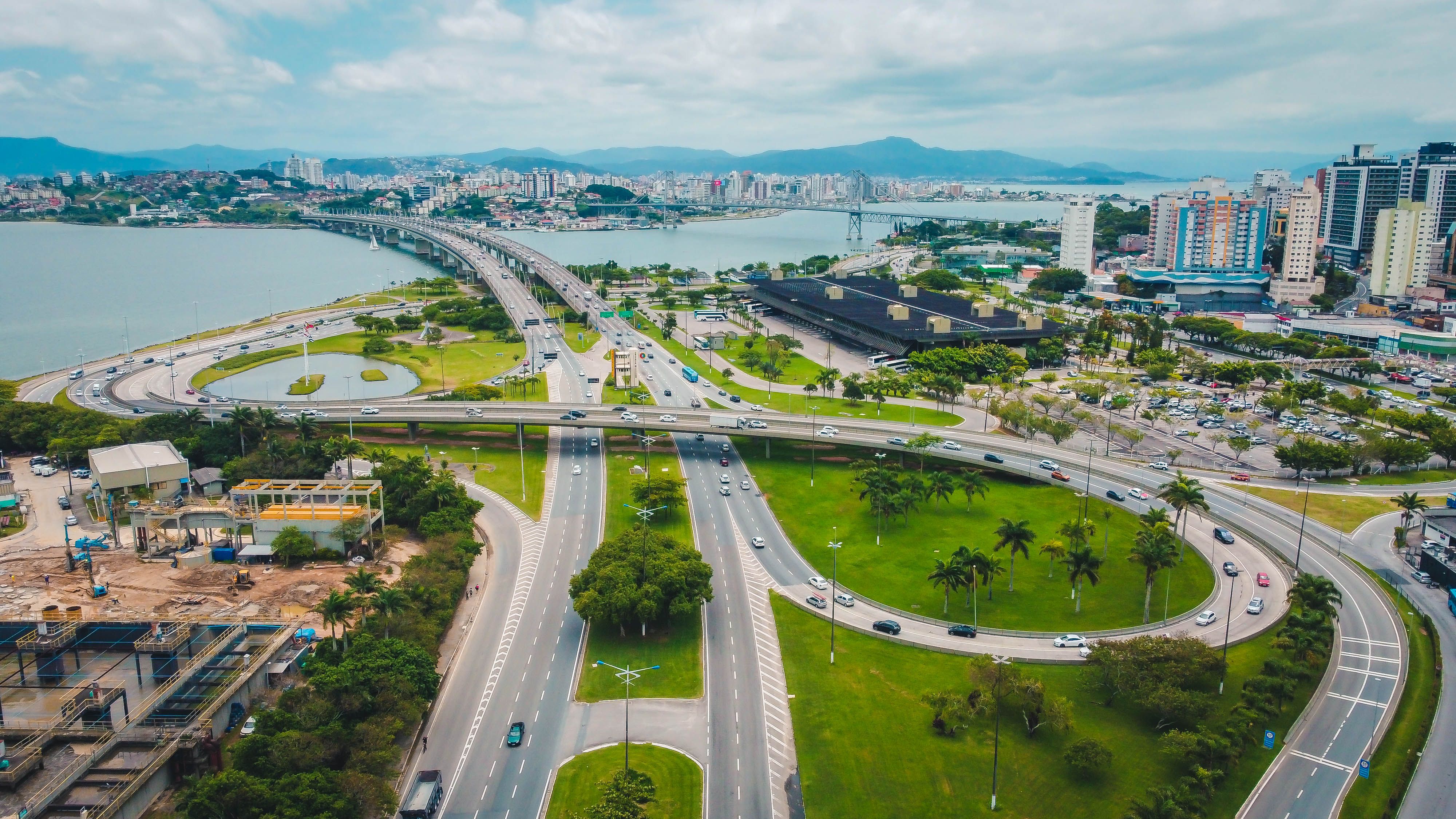 Foto de stock gratuita sobre carreteras, ciudad, edificio, foto con ...