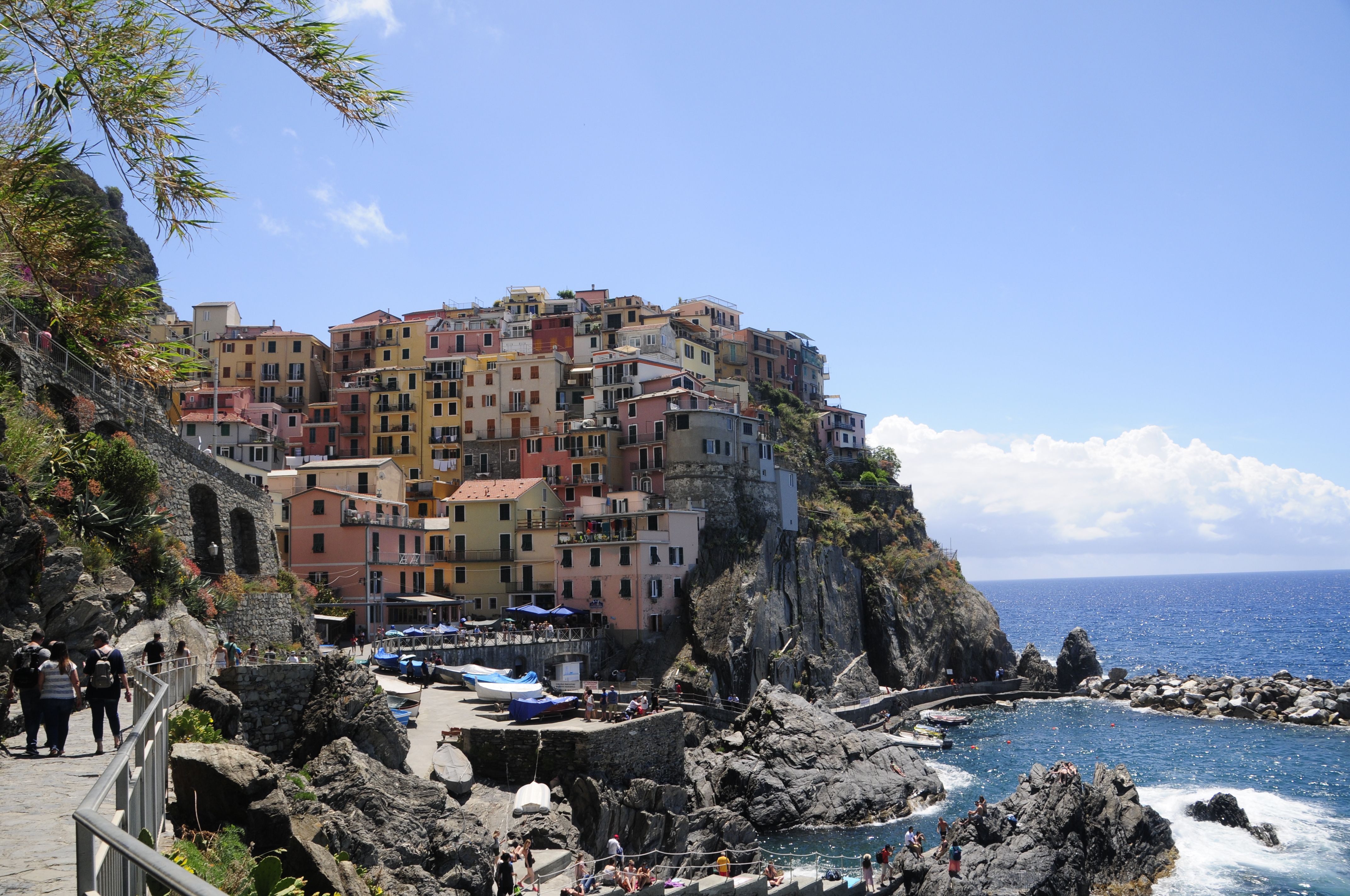 Colorful Buildings of Seaside City · Free Stock Photo