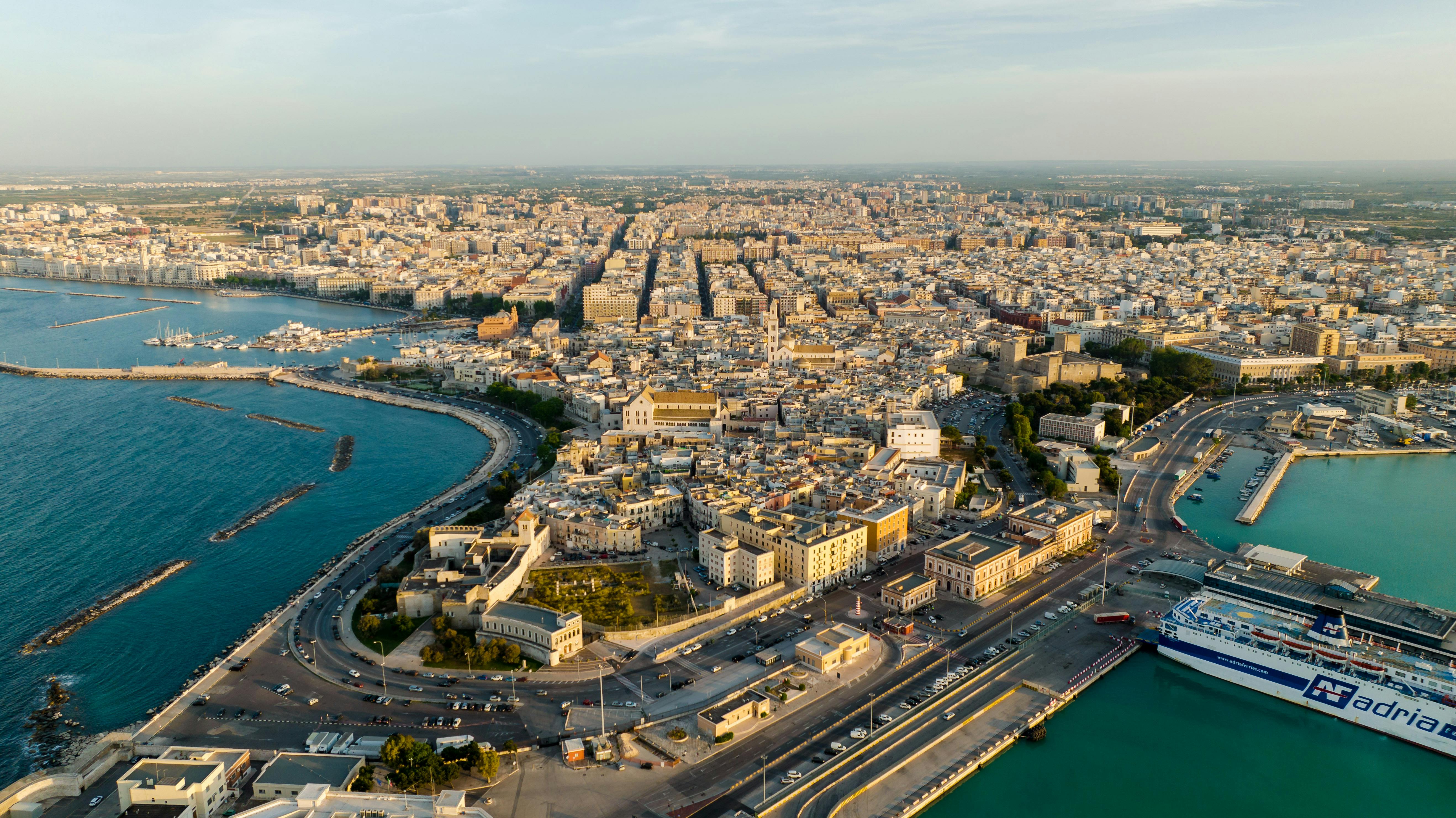 City on Sea Shore · Free Stock Photo