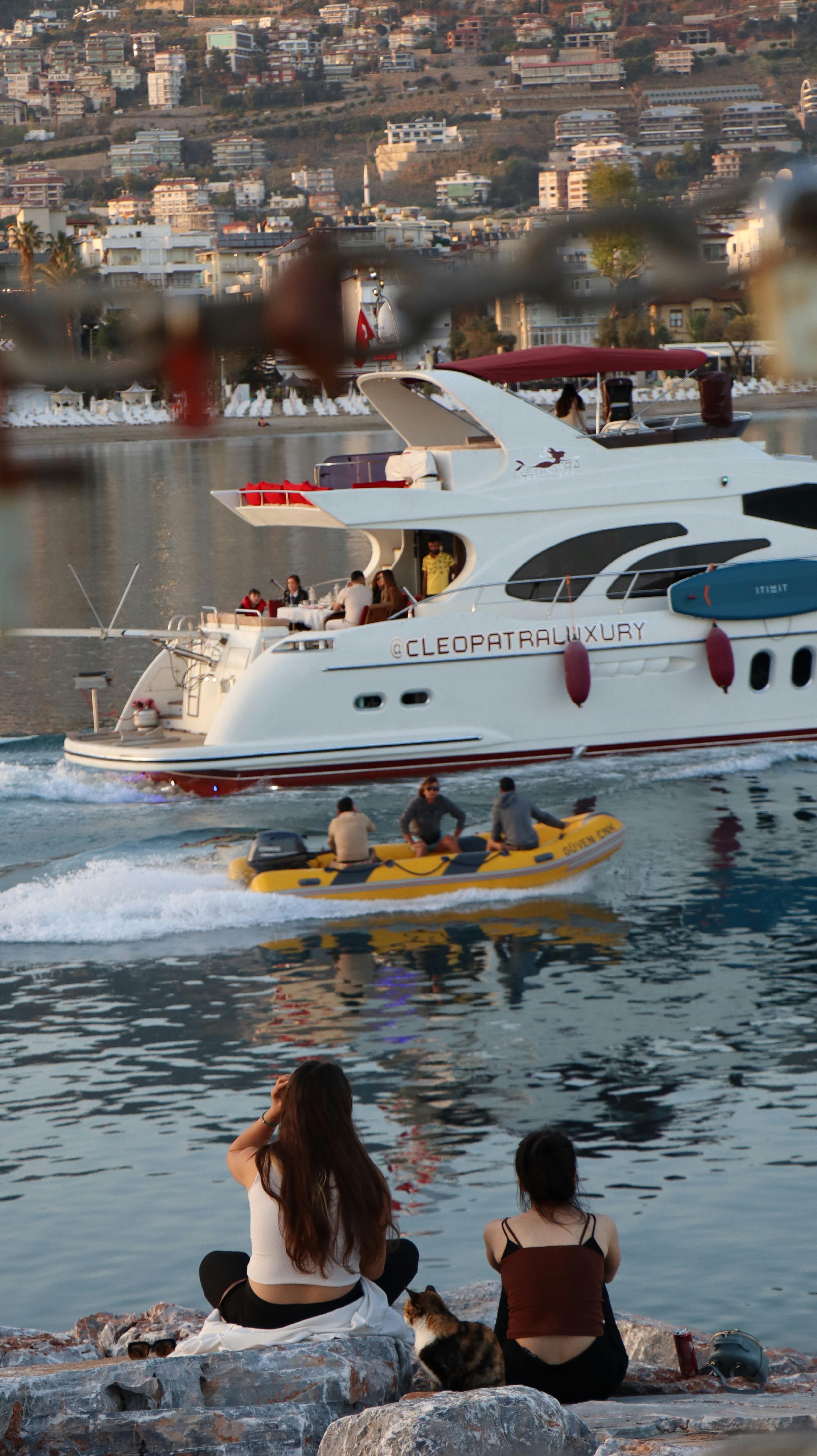 People on Yacht and Boat in Harbor · Free Stock Photo