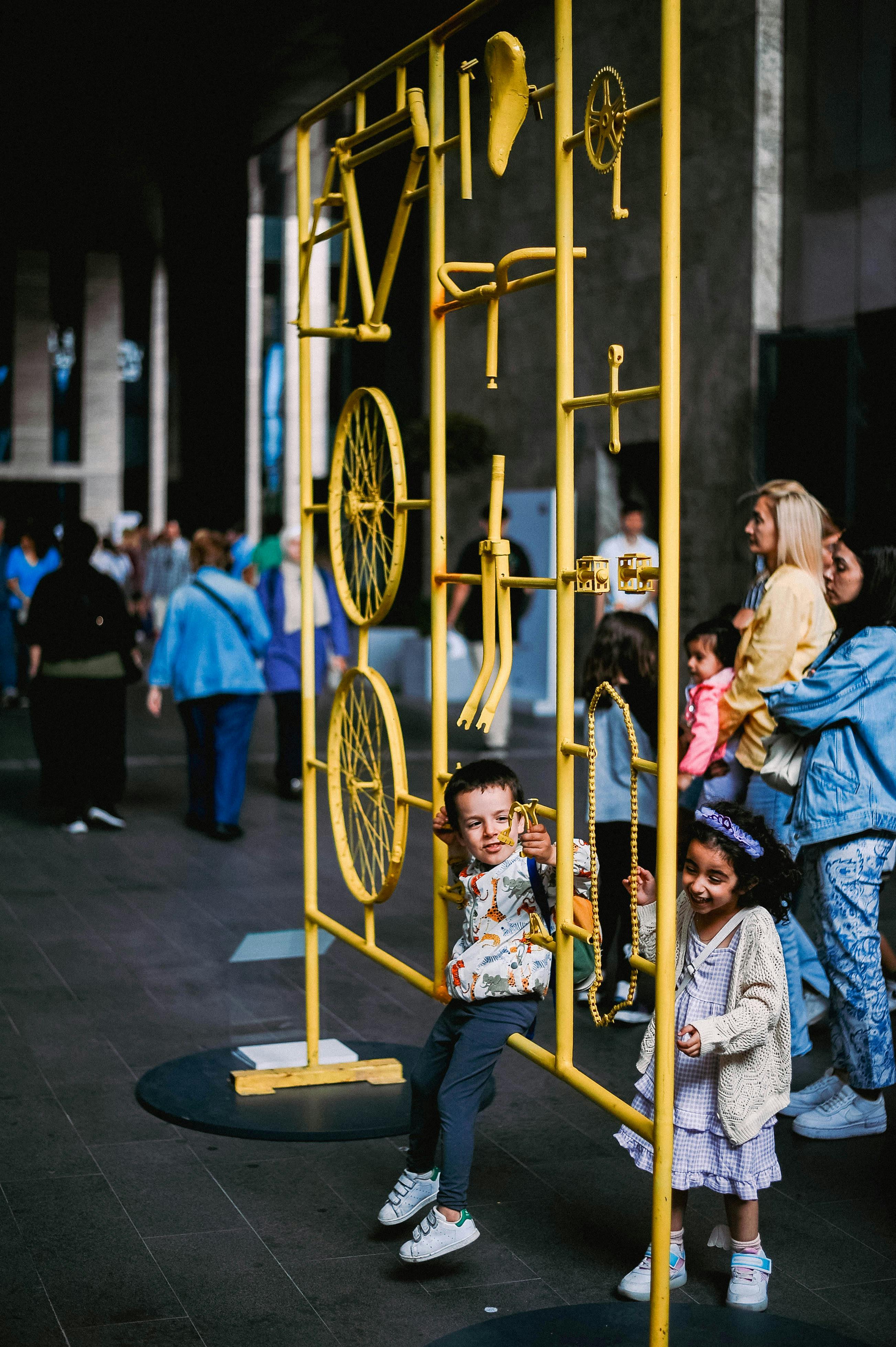 Children Next to an Exhibit in a Modern Museum · Free Stock Photo