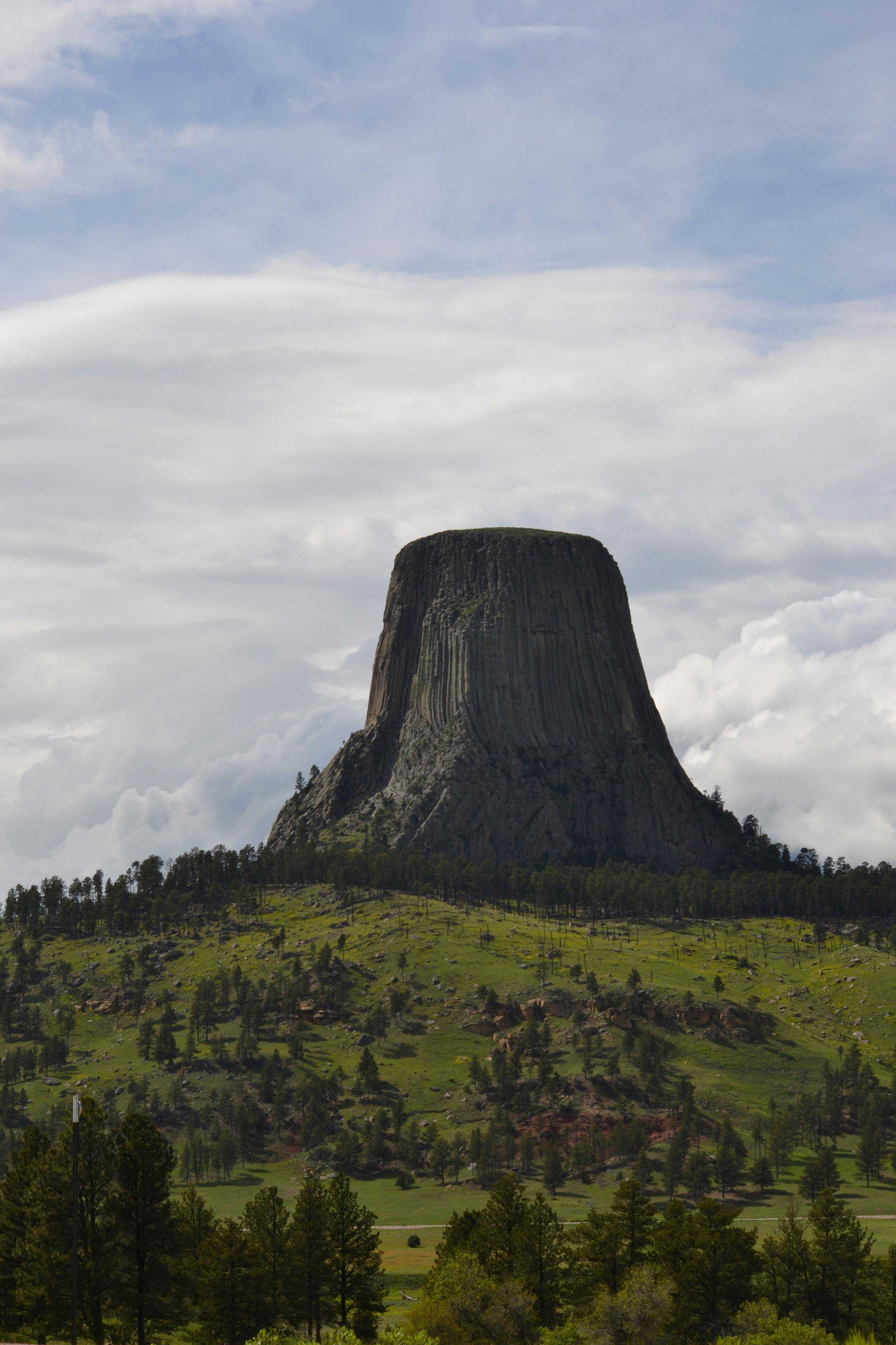 Devil's Tower Under the Blue Sky · Free Stock Photo