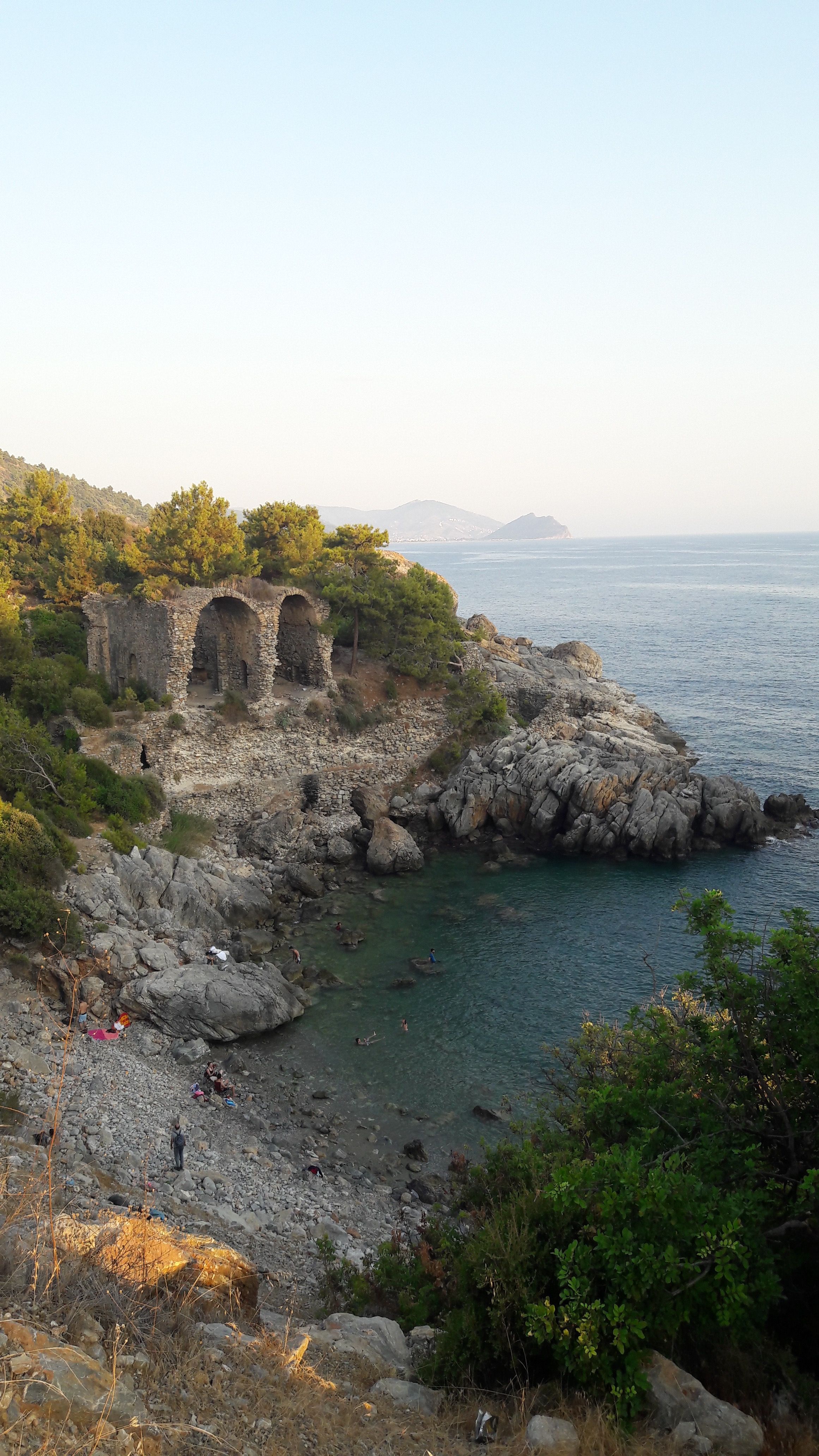 Ruins on the Rocky Beach · Free Stock Photo