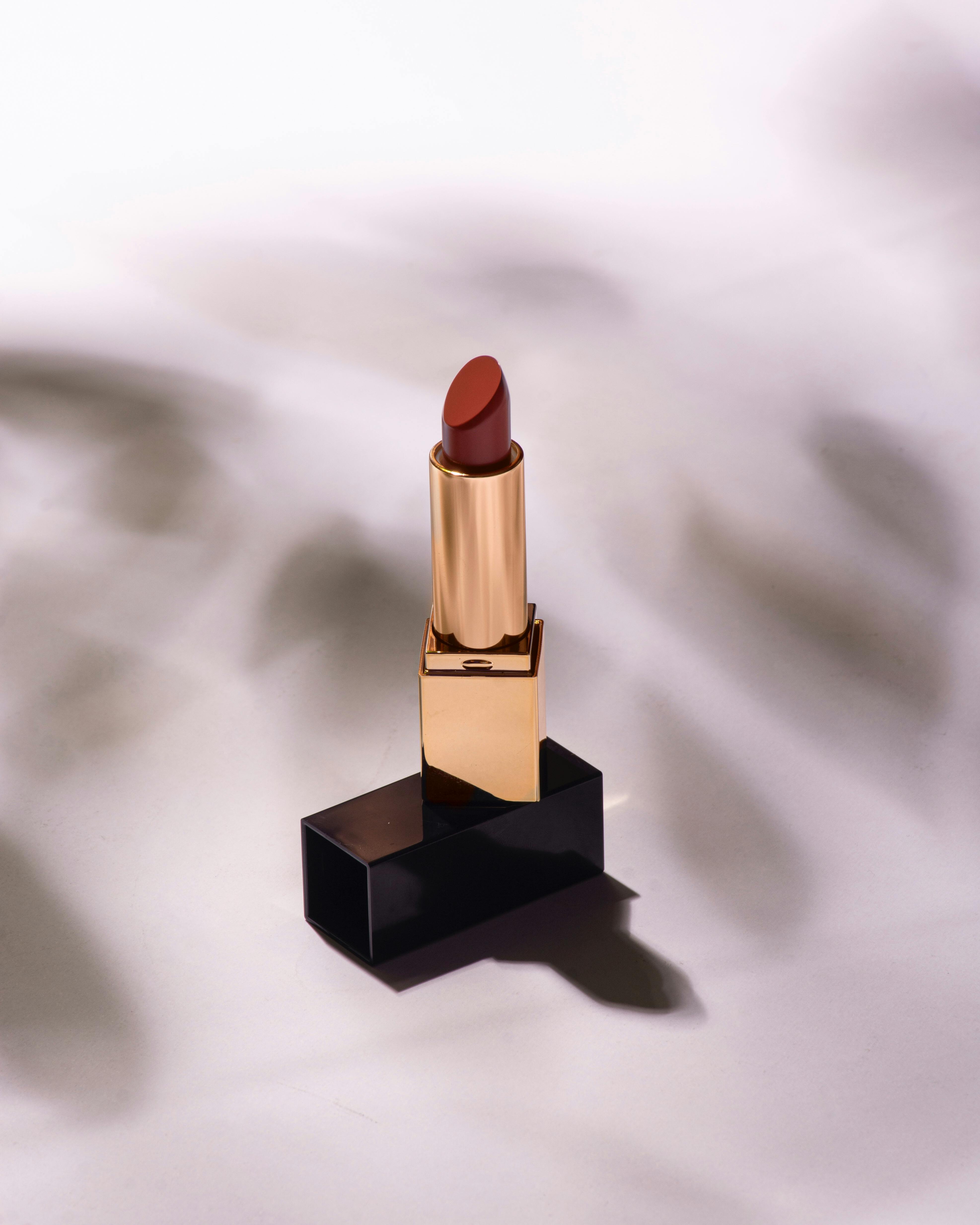 Lipstick Wallpaper Photos, Download The BEST Free Lipstick Wallpaper ...