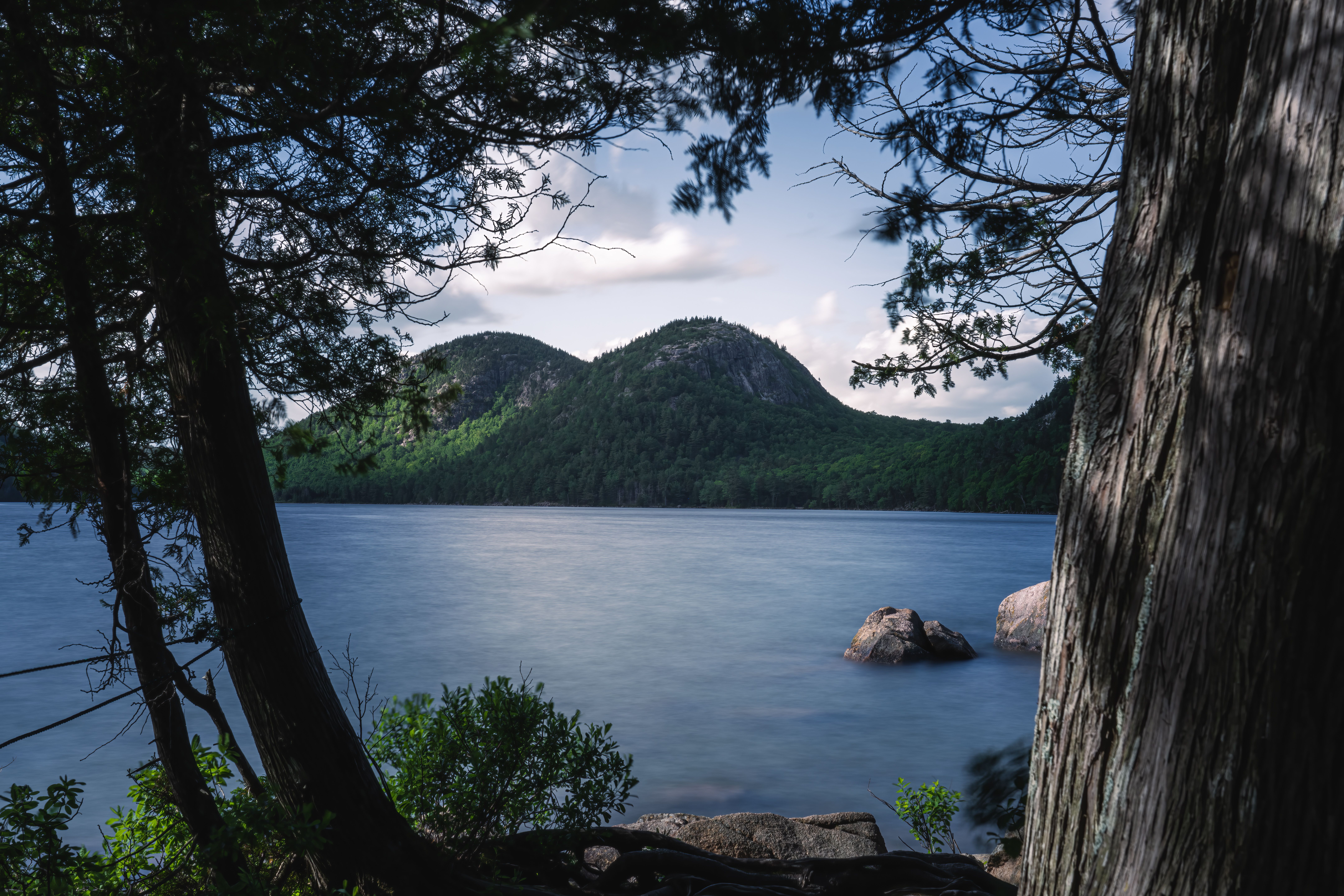 Placid Surface of the Lake Valley · Free Stock Photo