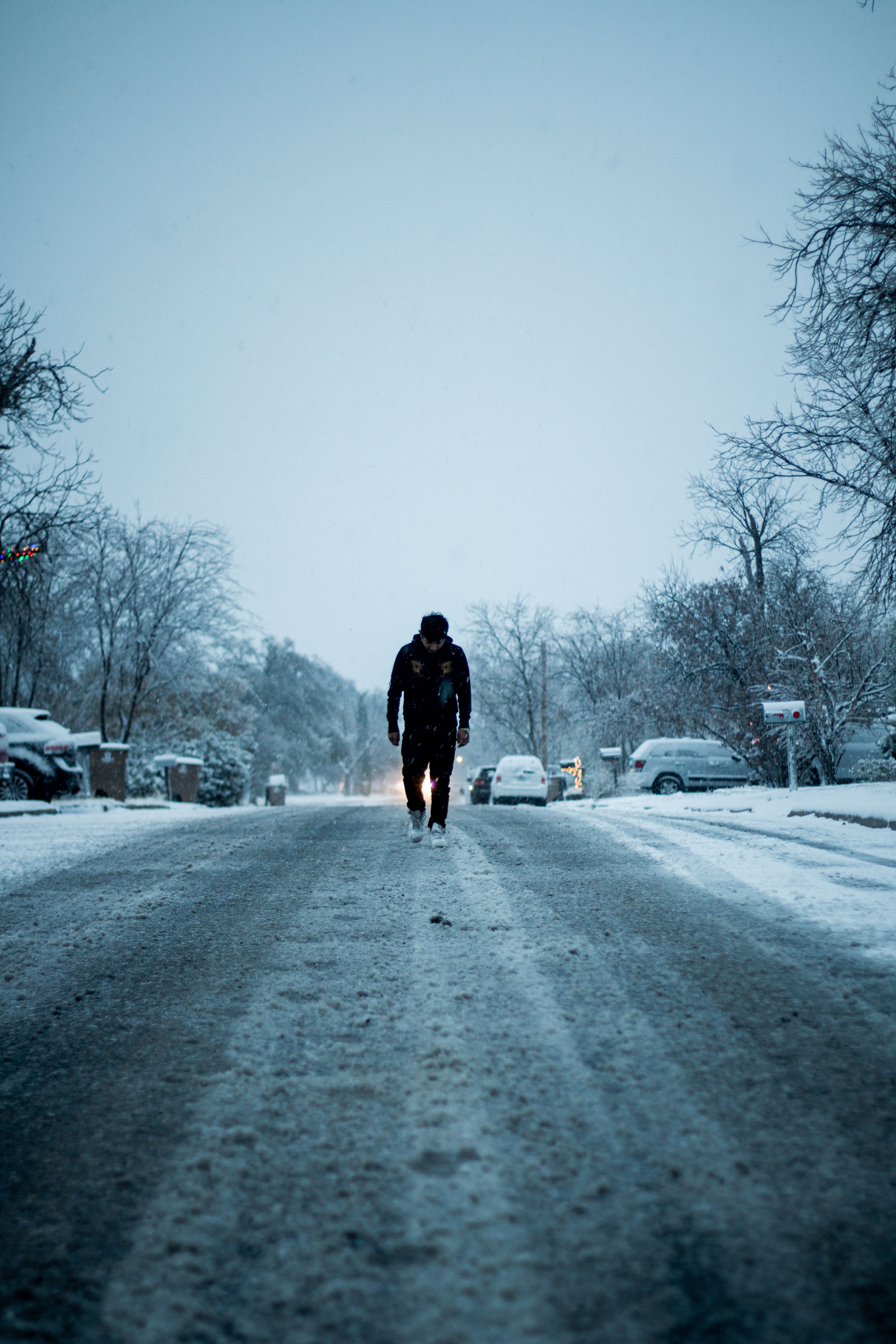 Man Walking on the Road during Winter · Free Stock Photo