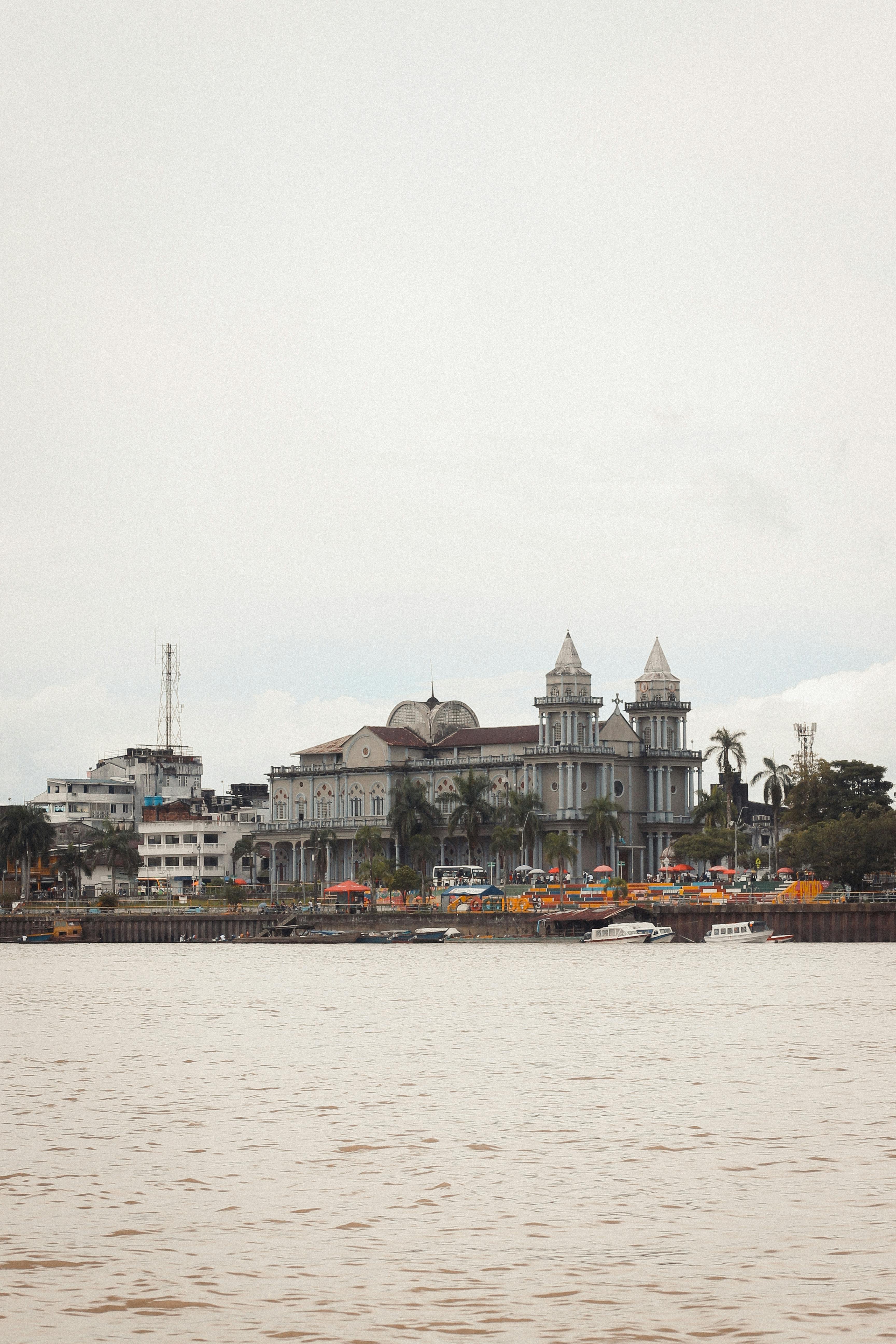 Church Building Beside a River · Free Stock Photo