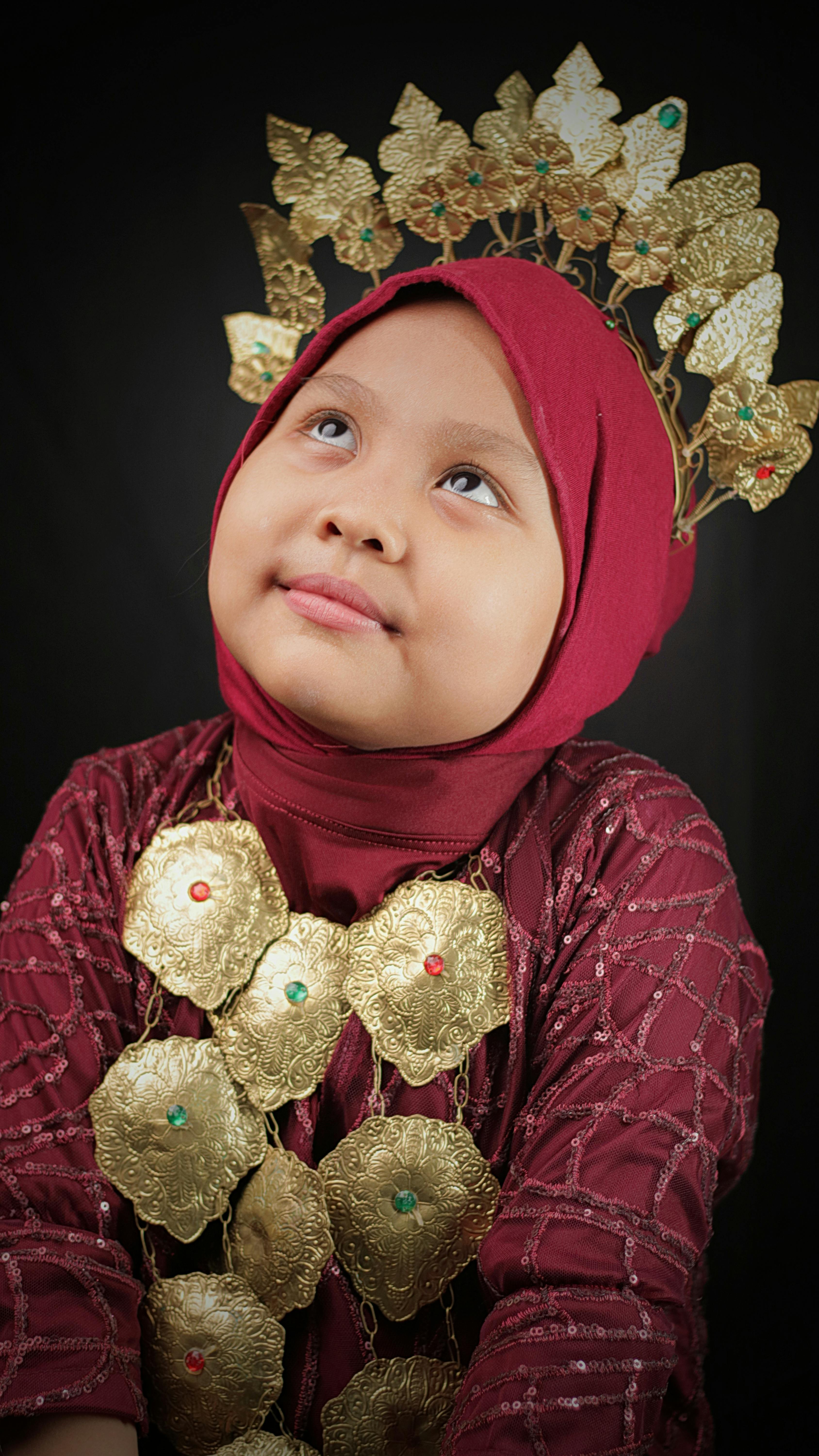 A Cute Girl Wearing Hijab · Free Stock Photo A Cute Girl Wearing Hijab · Free Stock Photo