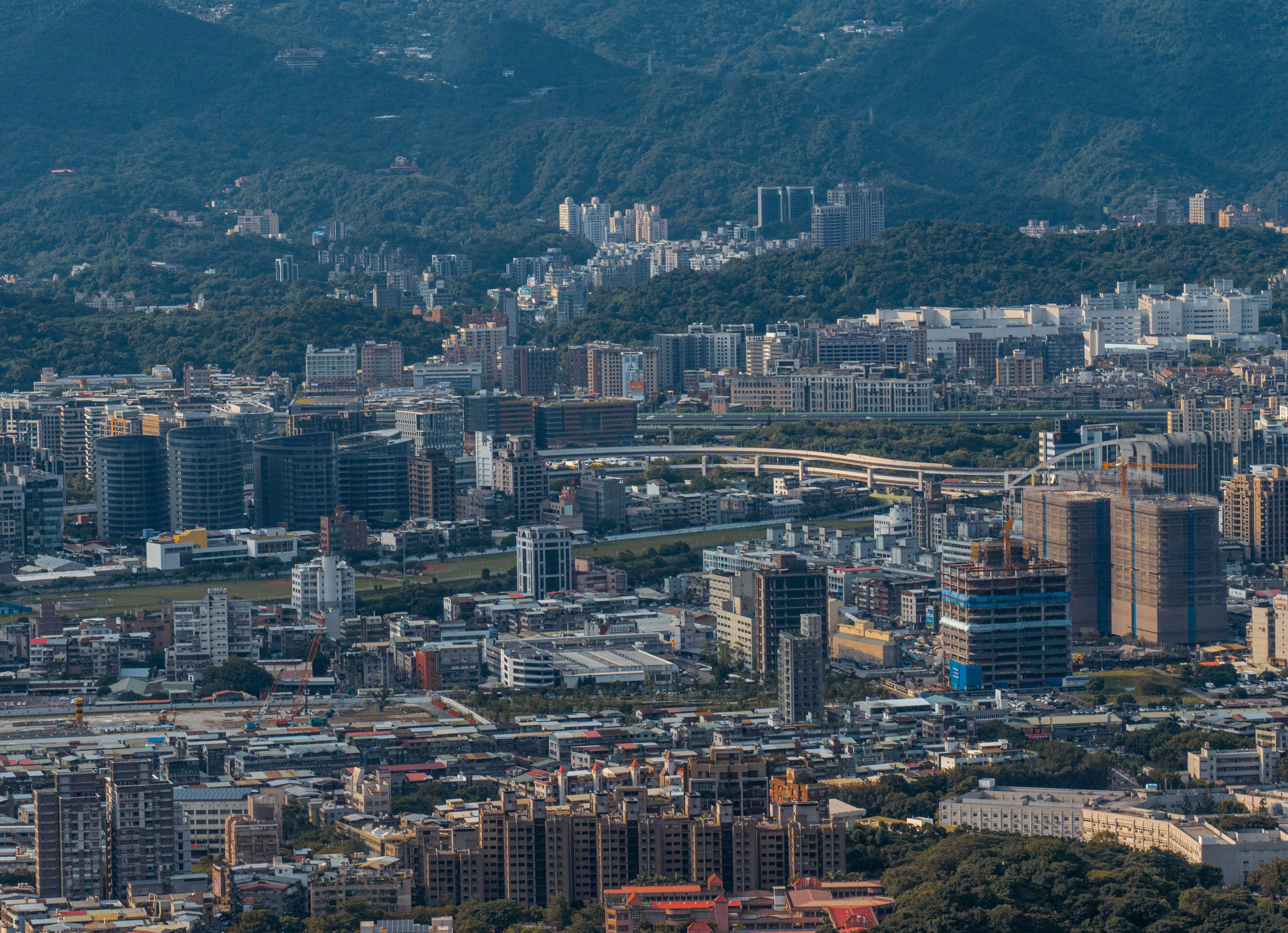 Aerial Shot of City Buildings · Free Stock Photo