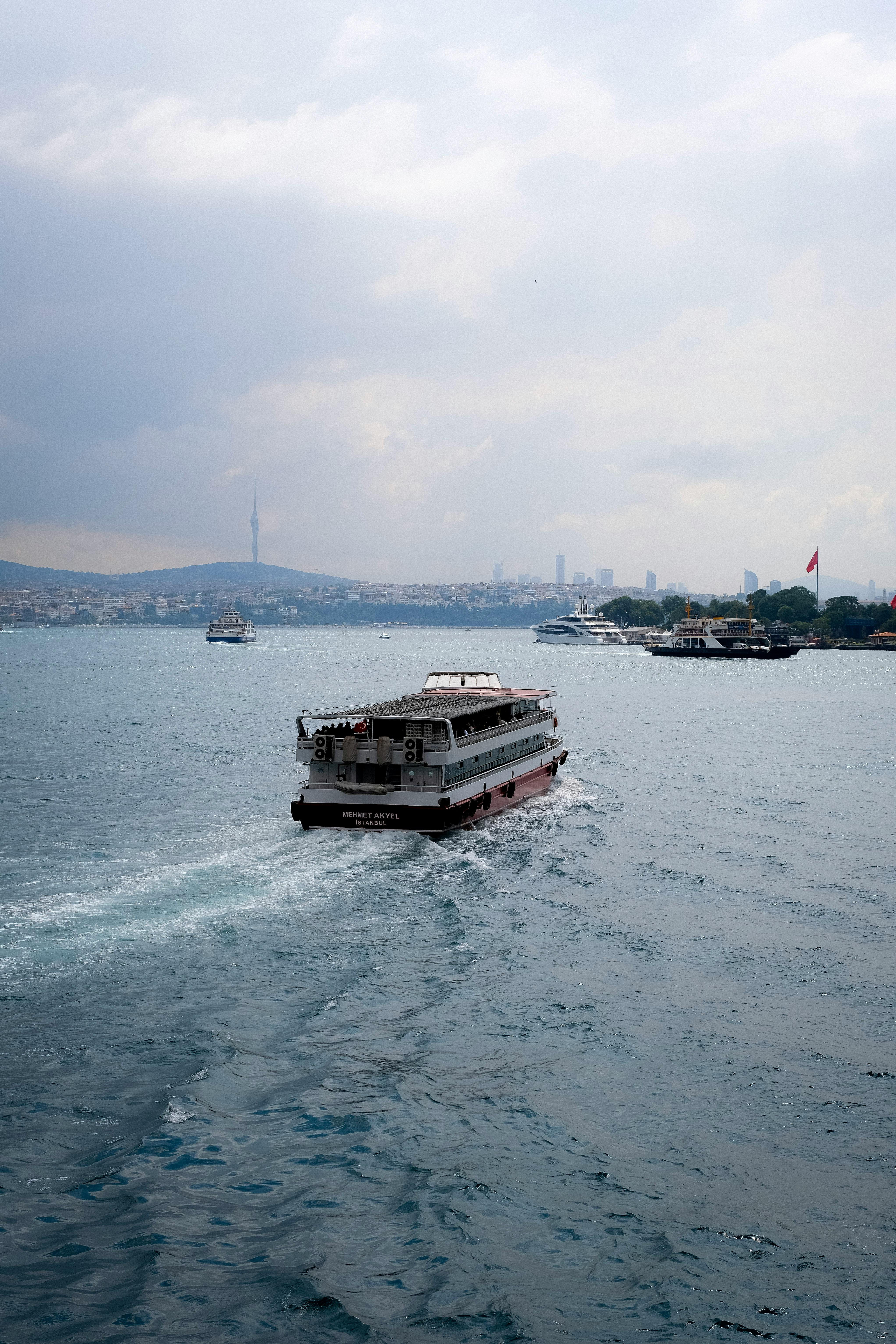 Ferry on Body of Water · Free Stock Photo