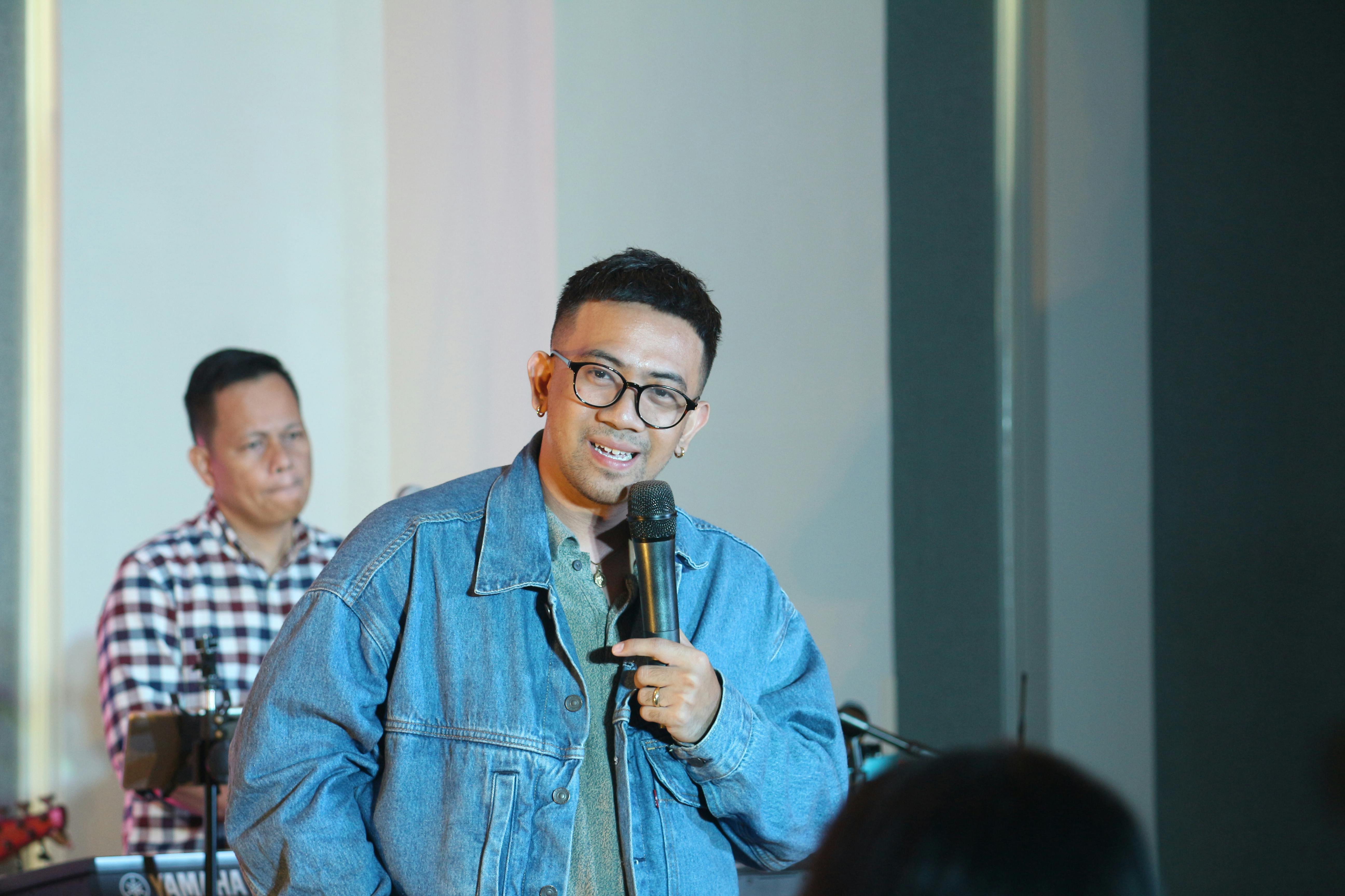 What is speaker type 2CH?