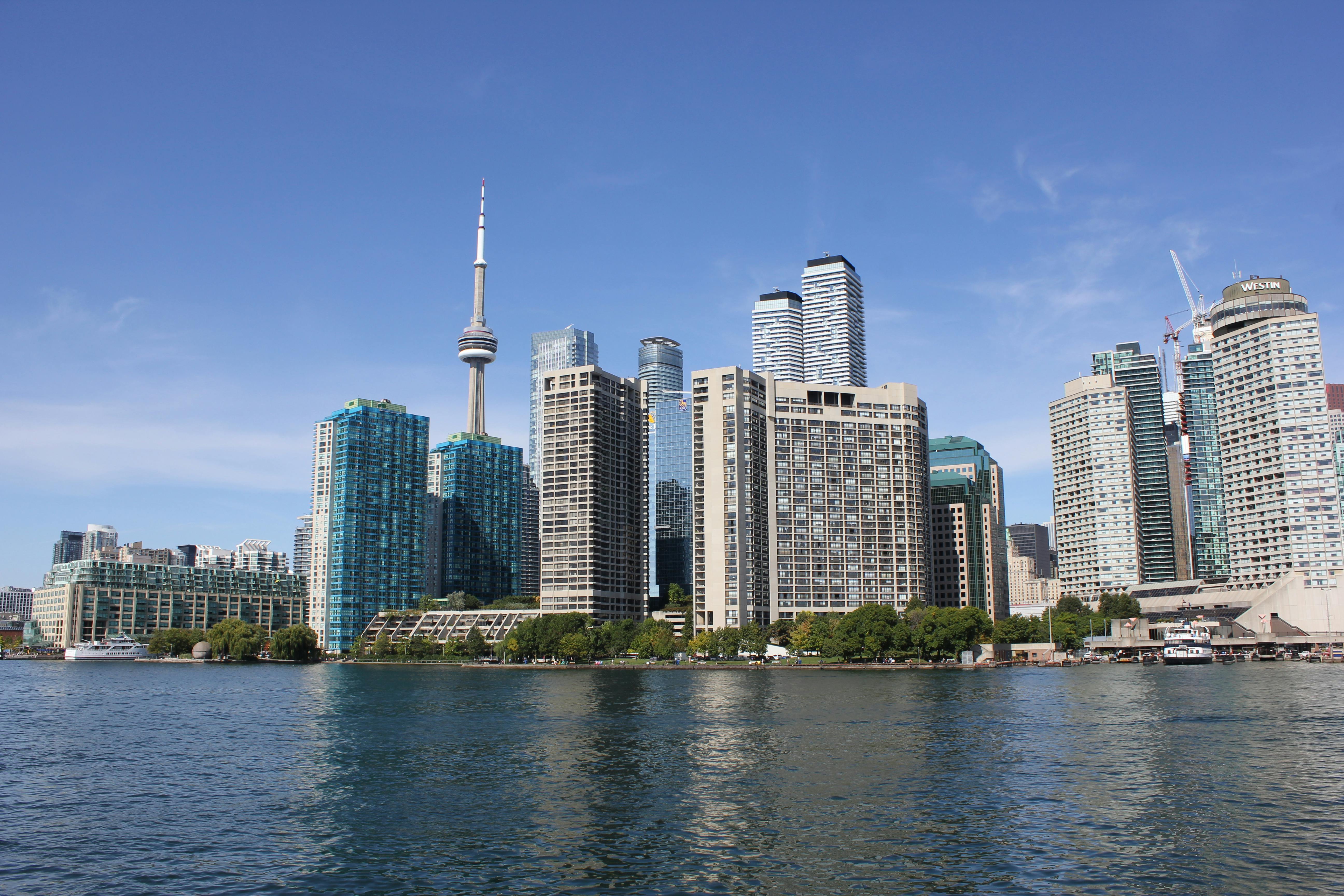 Modern City Waterfront · Free Stock Photo