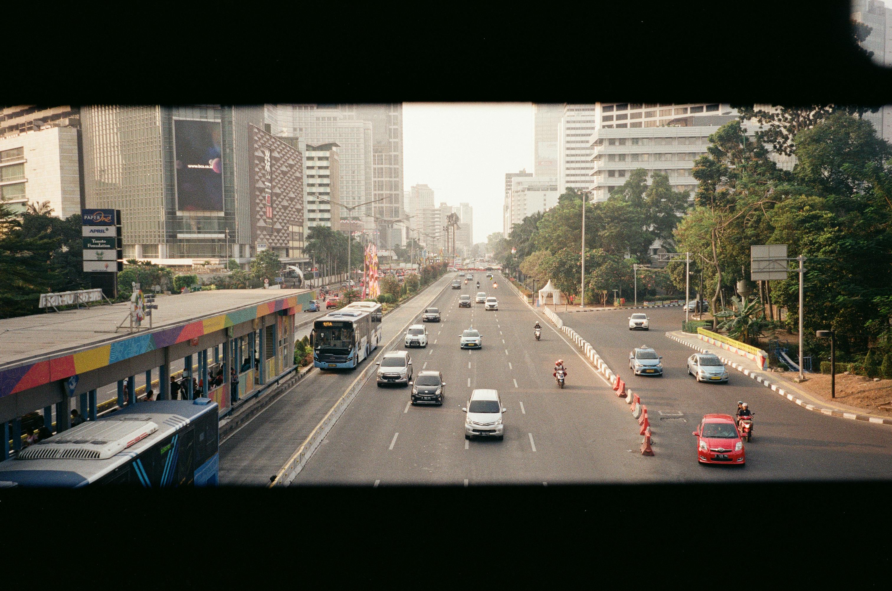 Indonesia Bus Photos, Download The BEST Free Indonesia Bus Stock Photos ...