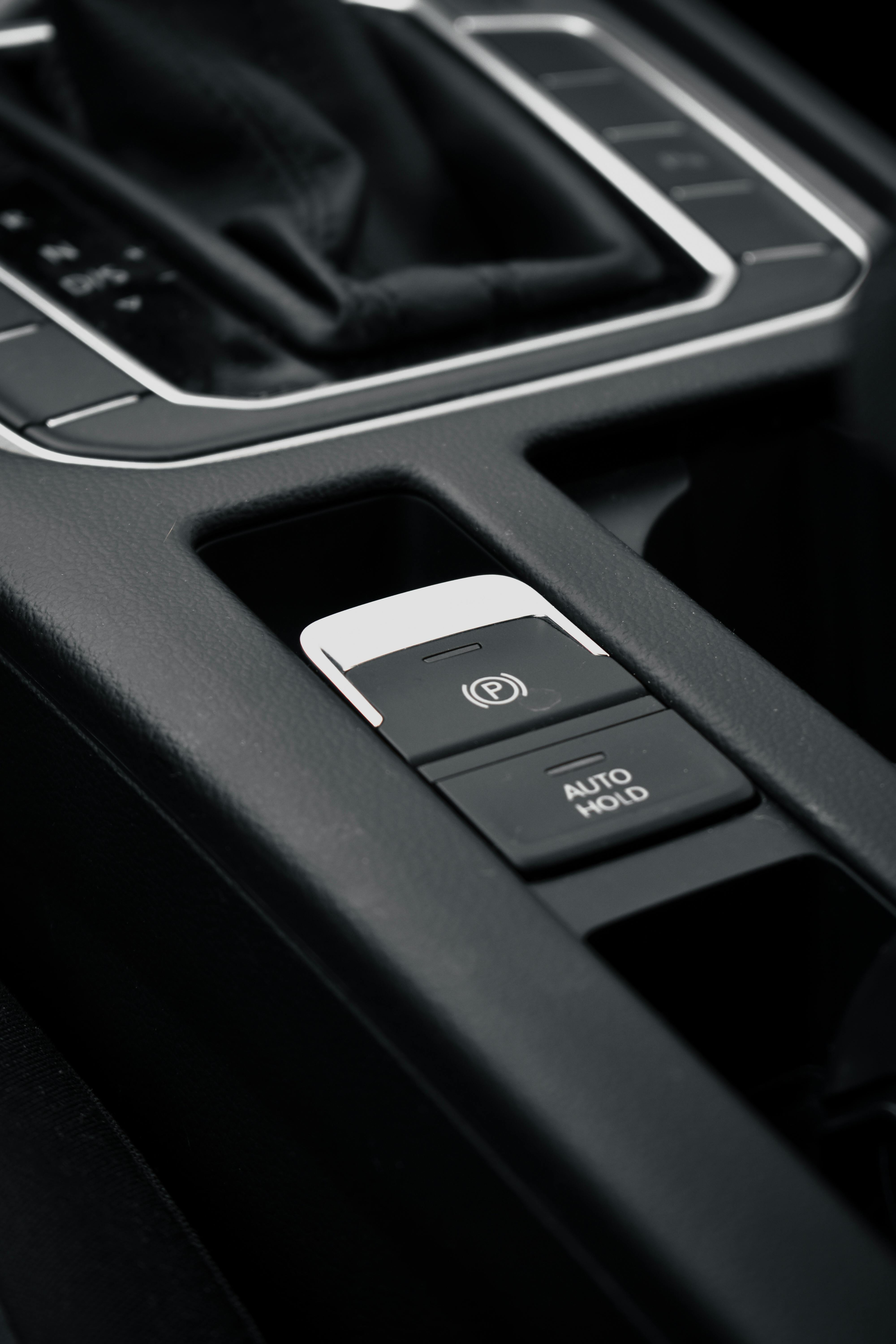 Car key inserted into transmission blocker lock · Free Stock Photo