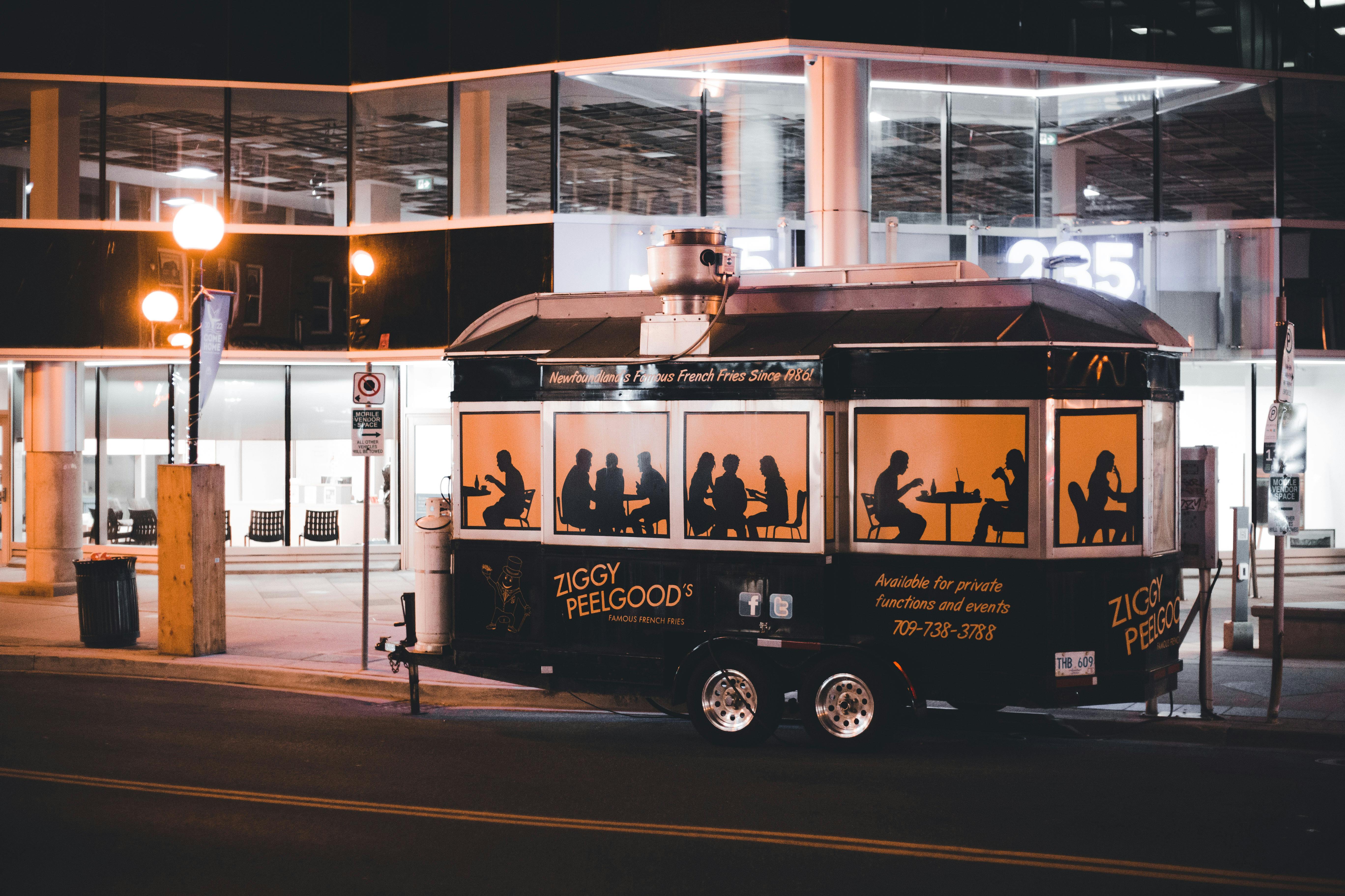 Food Truck at Night · Free Stock Photo