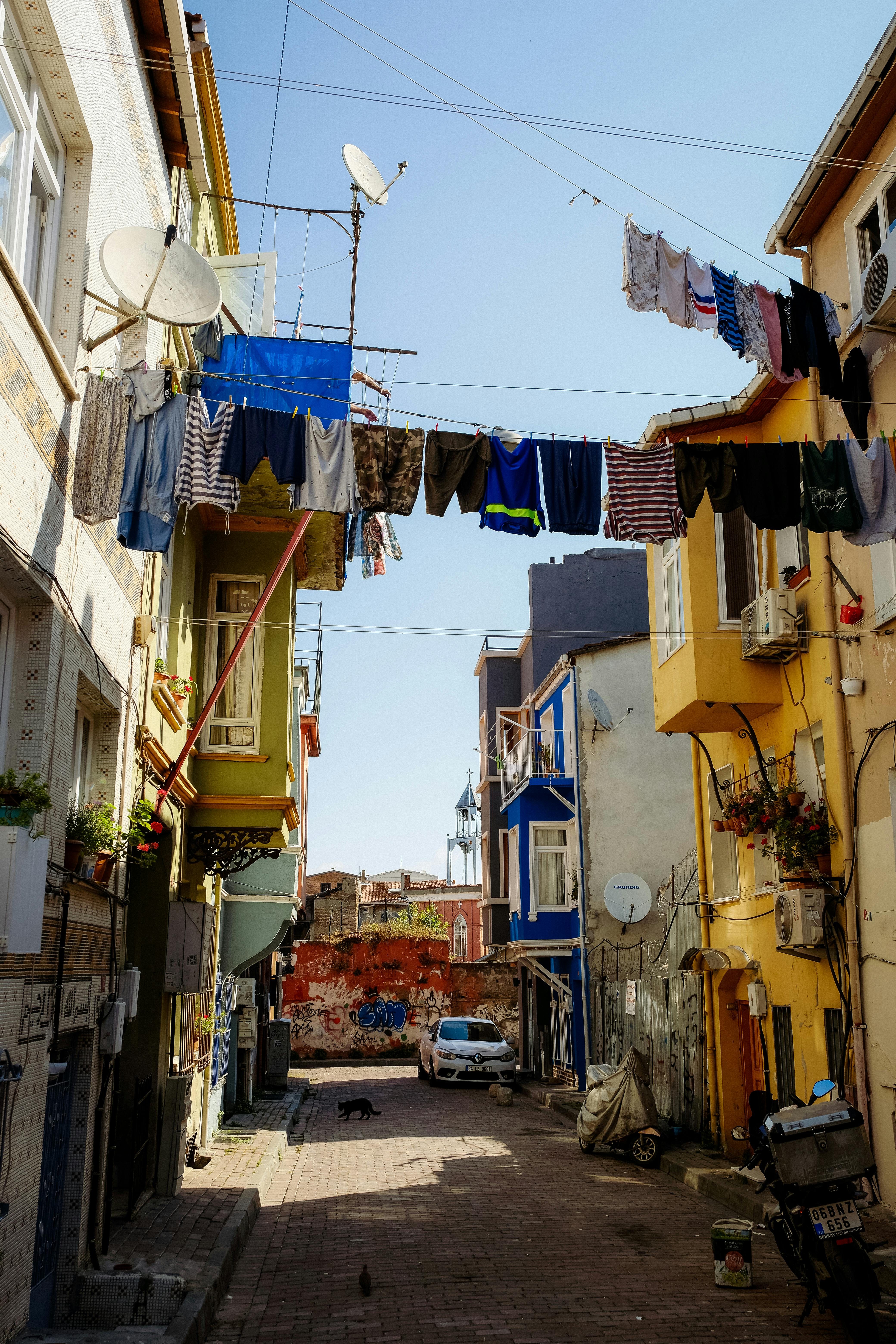 Clothes Hanging · Free Stock Photo