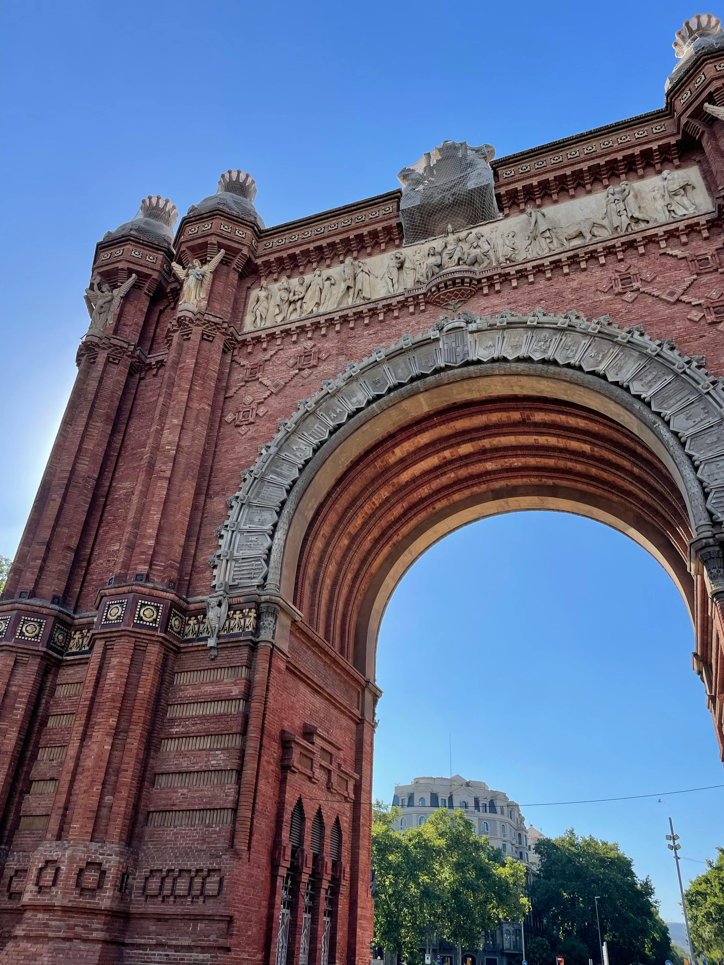 Historic Brick Arch · Free Stock Photo