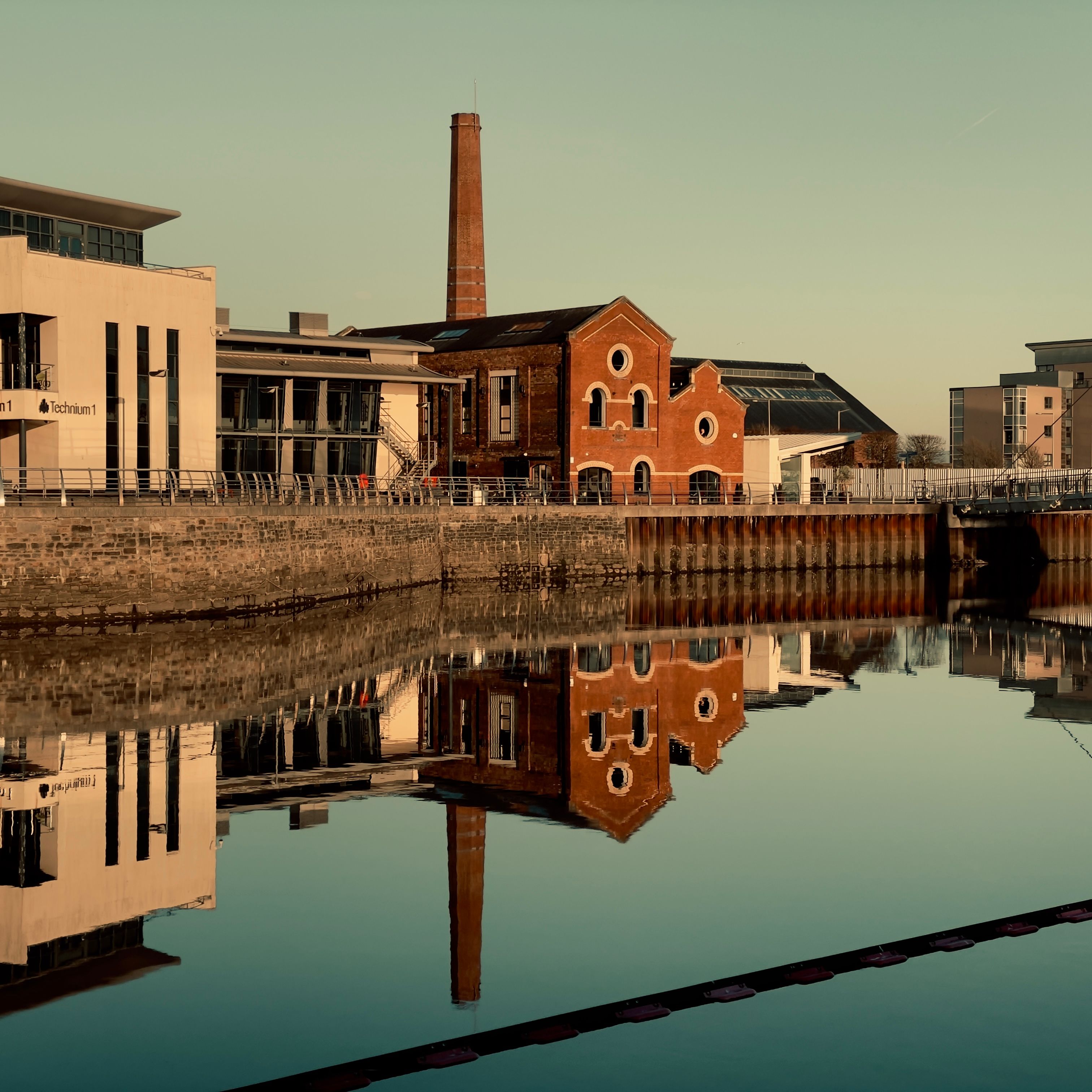 Marine Quarter Photos, Download The BEST Free Marine Quarter Stock ...