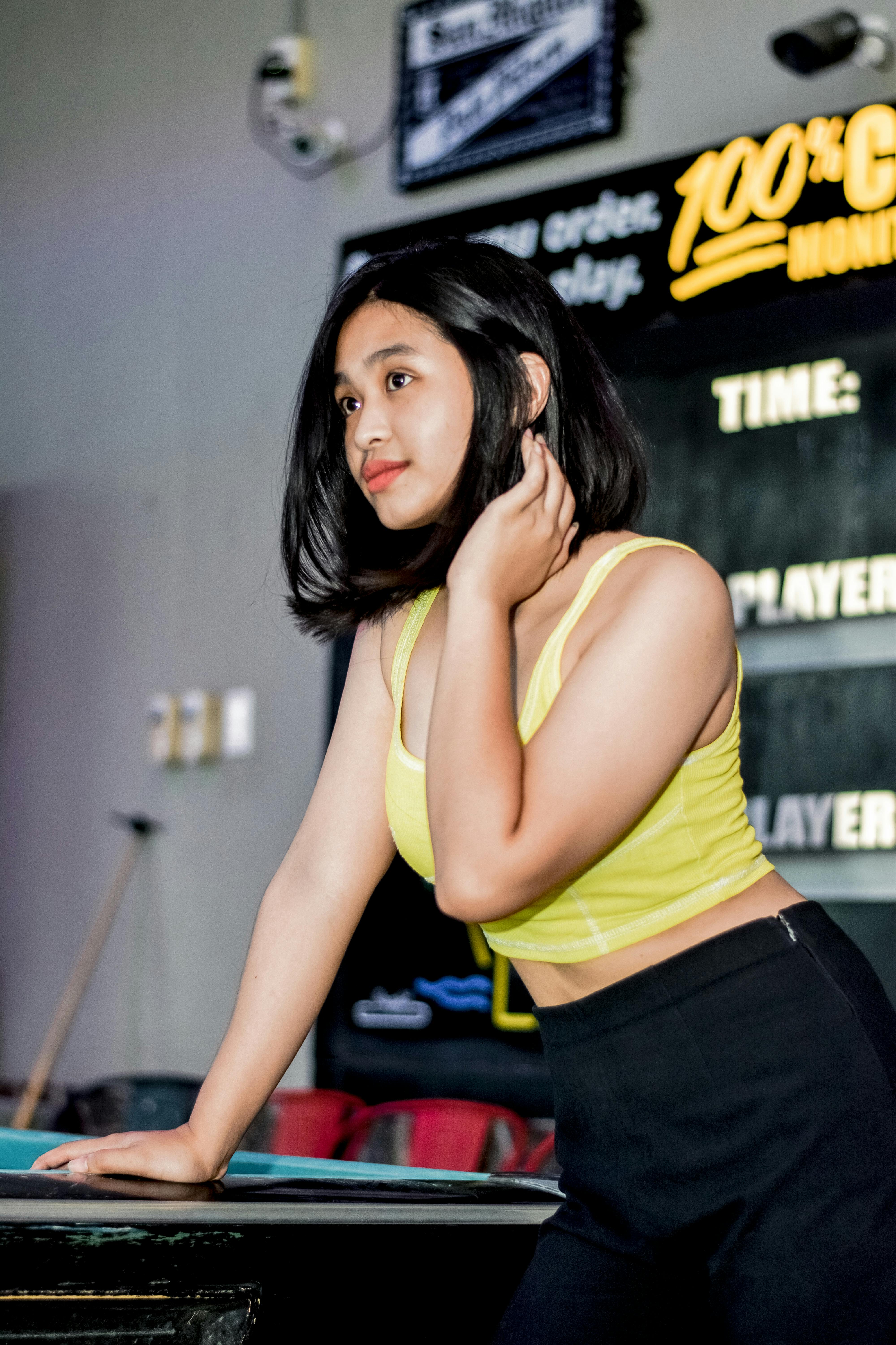 A Woman Wearing a Sakkat Hat · Free Stock Photo