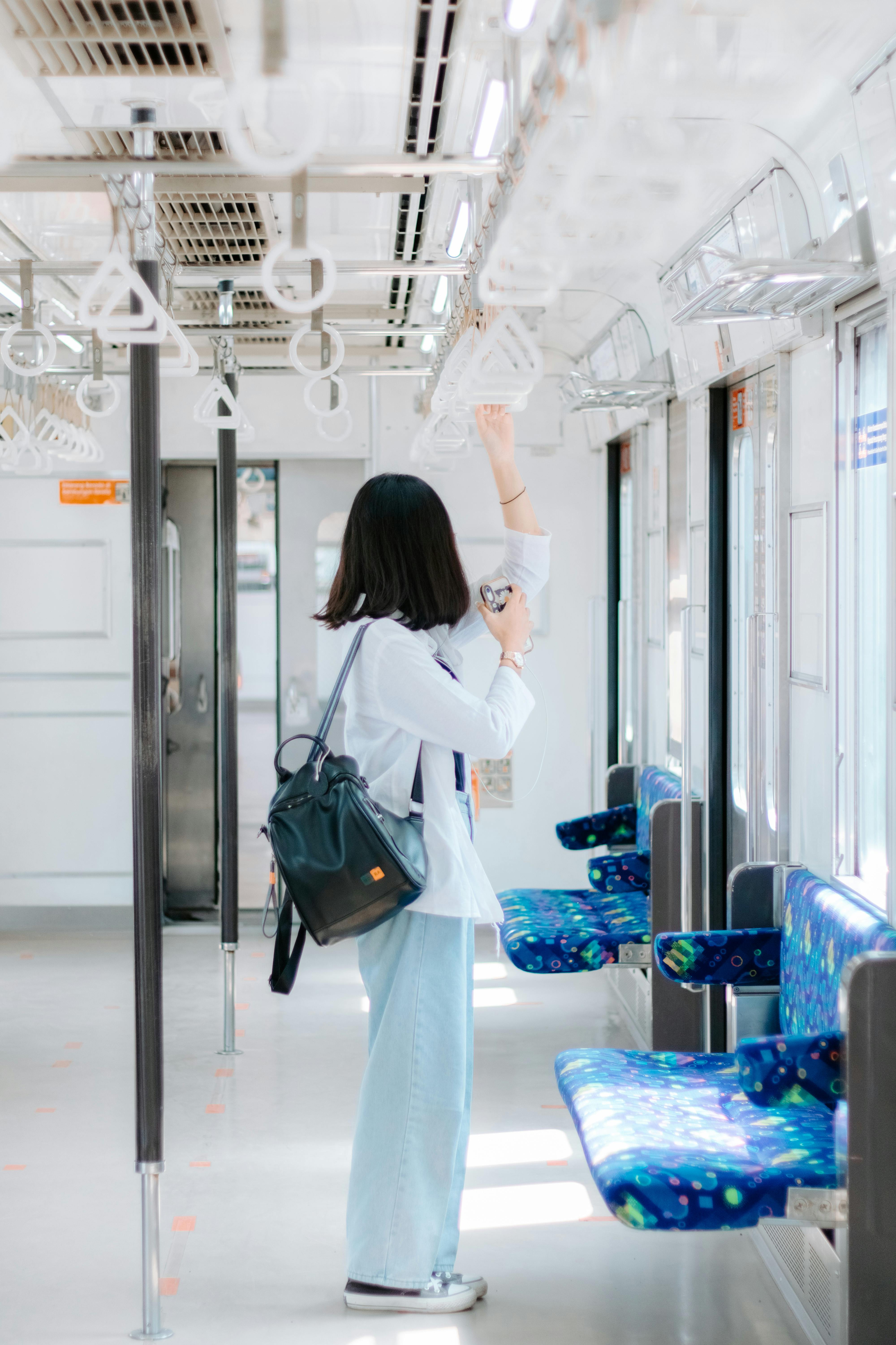 Train Vertical Photos, Download The BEST Free Train Vertical Stock ...