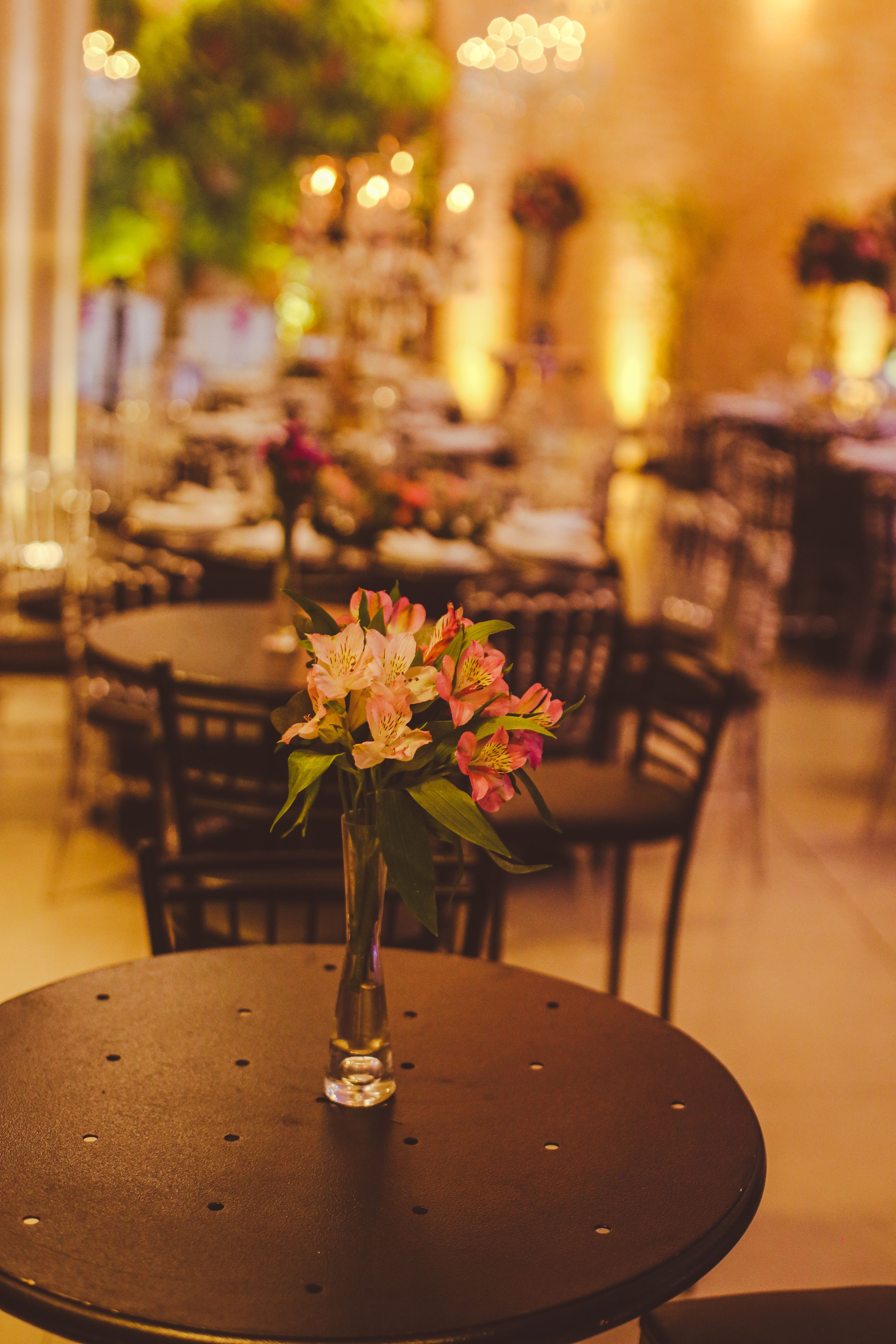 Flowers in Vase on Cafe Table · Free Stock Photo