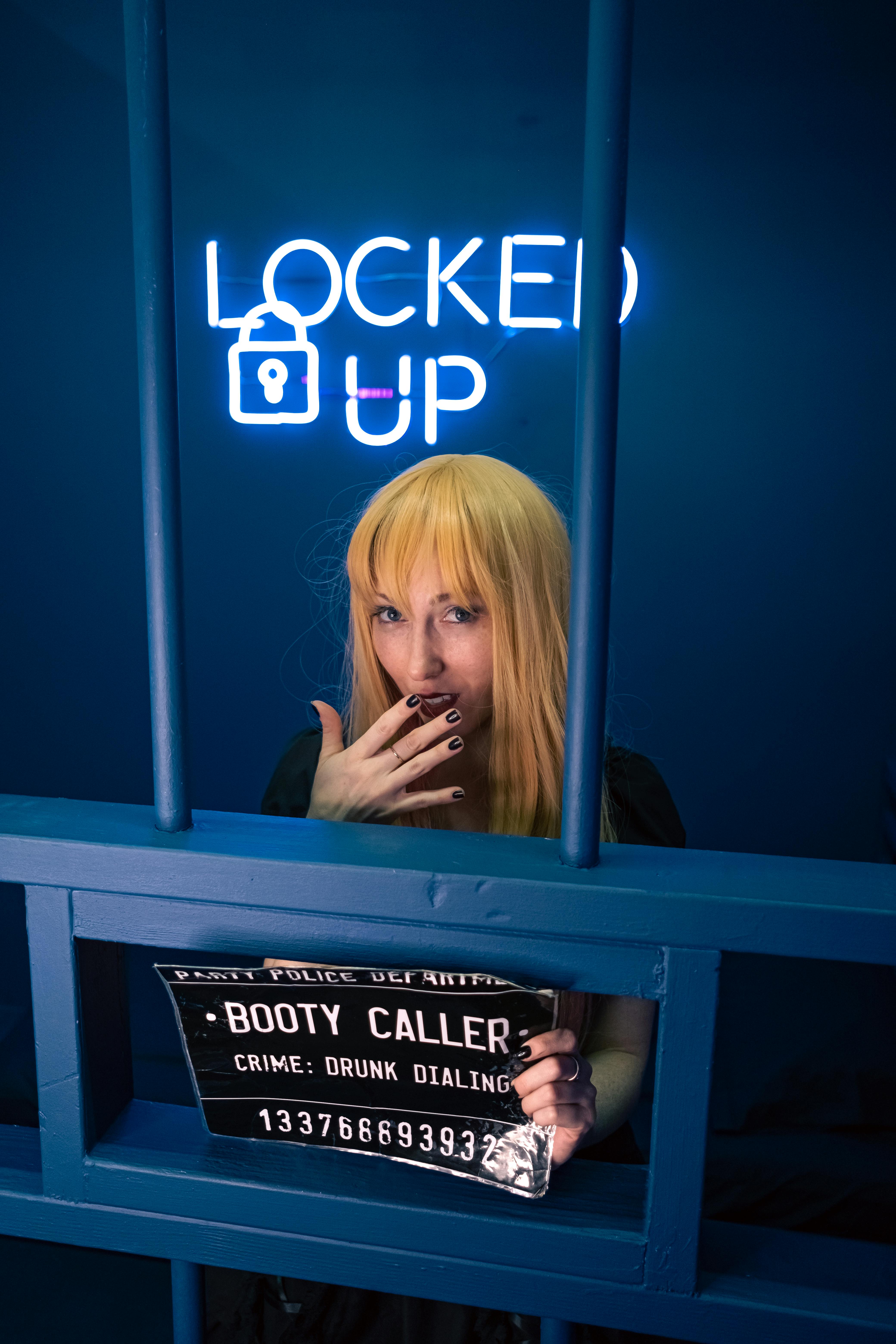 Pose Lock Photos, Download The BEST Free Pose Lock Stock Photos & HD Images