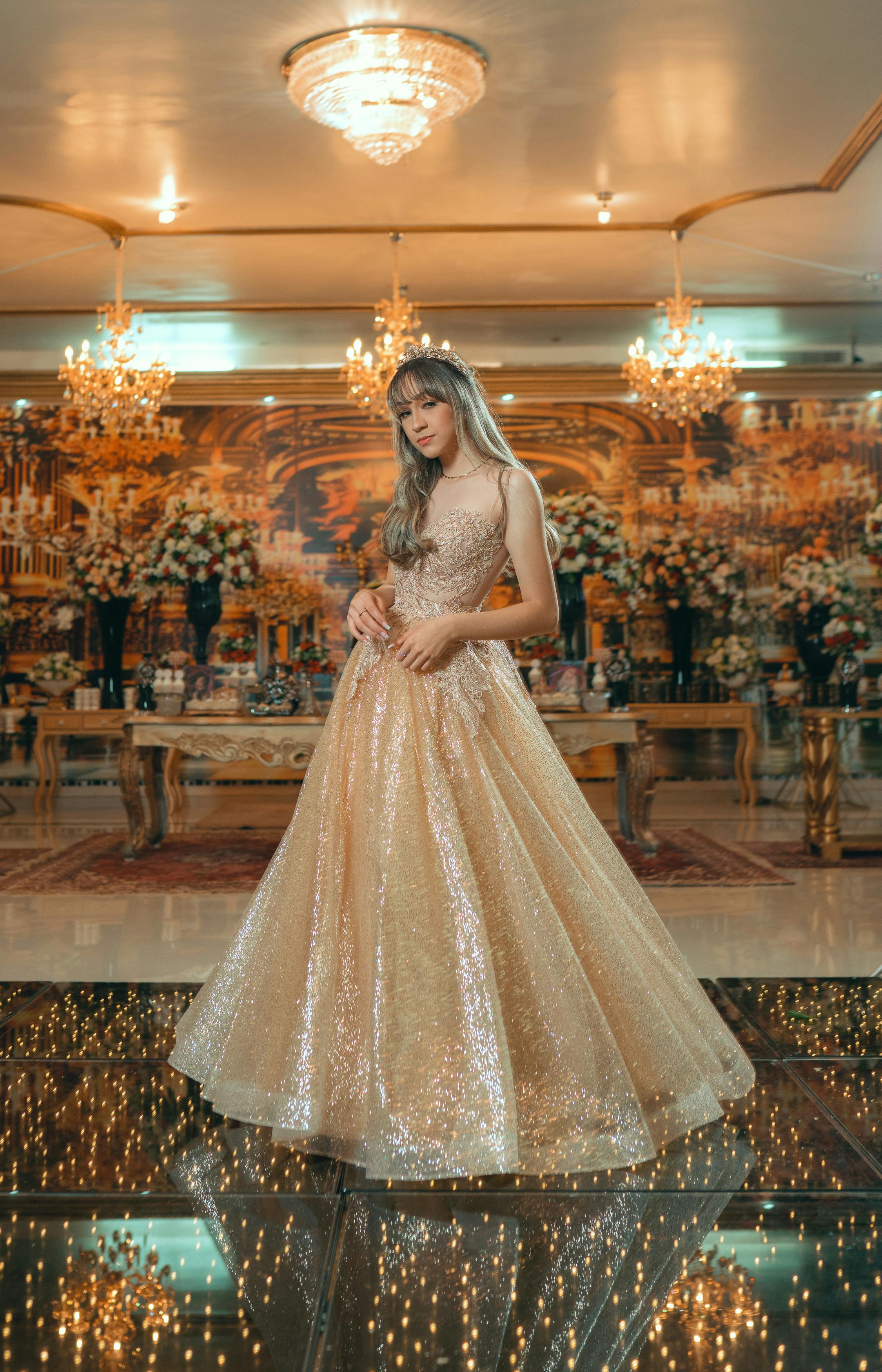 Gold Gown Photos, Download The BEST Free Gold Gown Stock Photos & HD Images