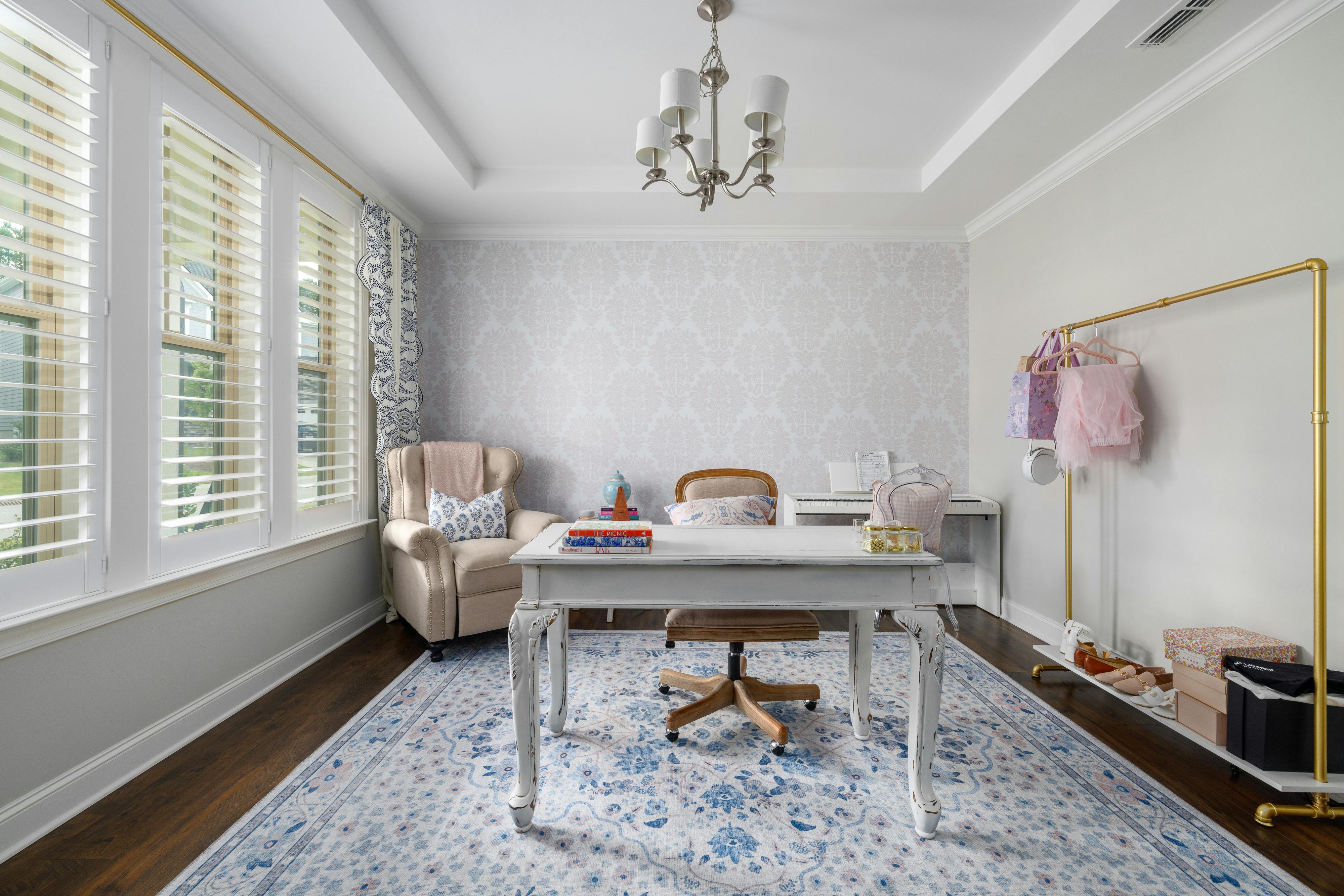 Contemporary Luxury Home Office Design · Free Stock Photo