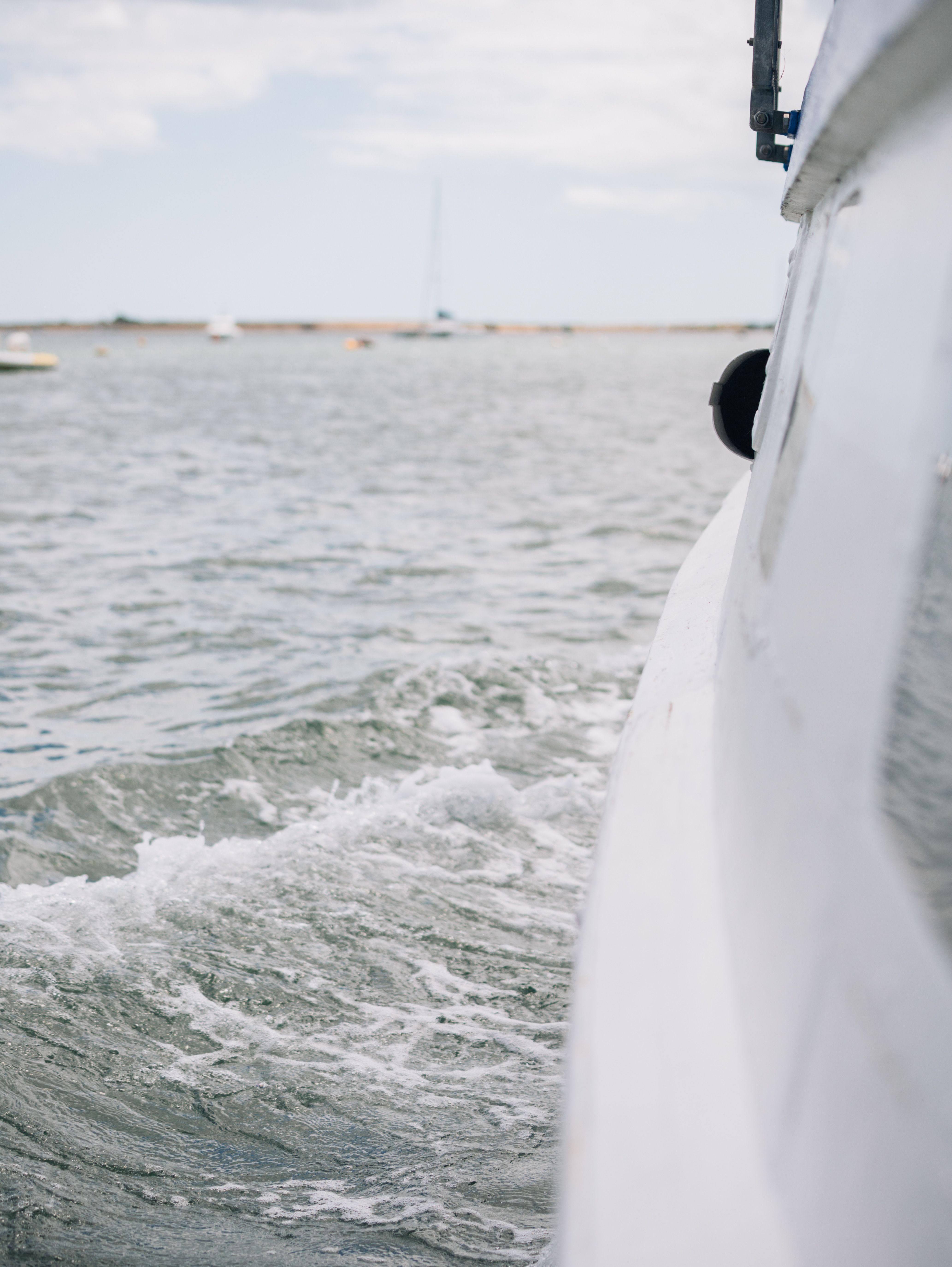 White Boat on Sea · Free Stock Photo