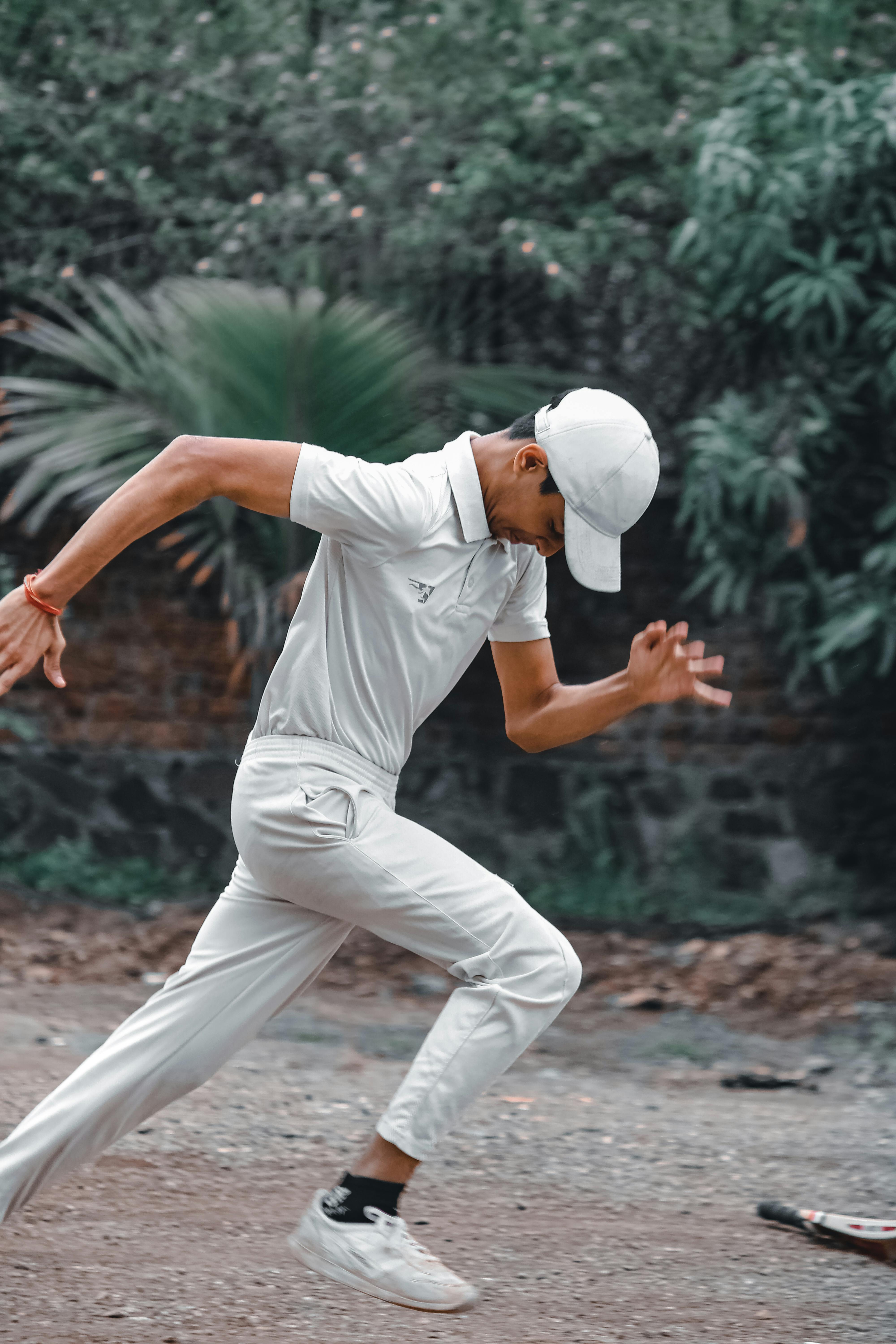 Man in White Clothes Running · Free Stock Photo