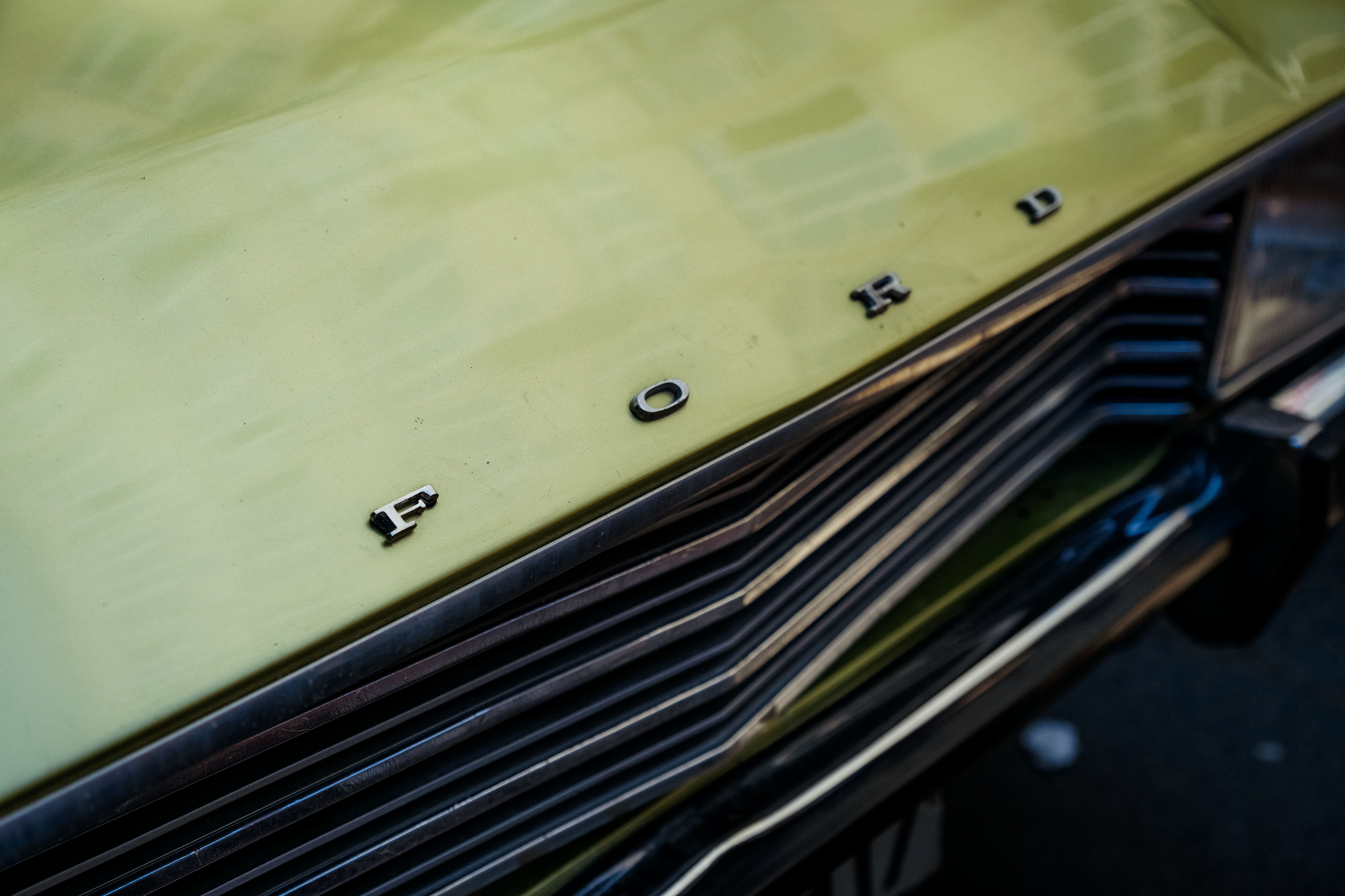 Disassembled Parts of a Car · Free Stock Photo