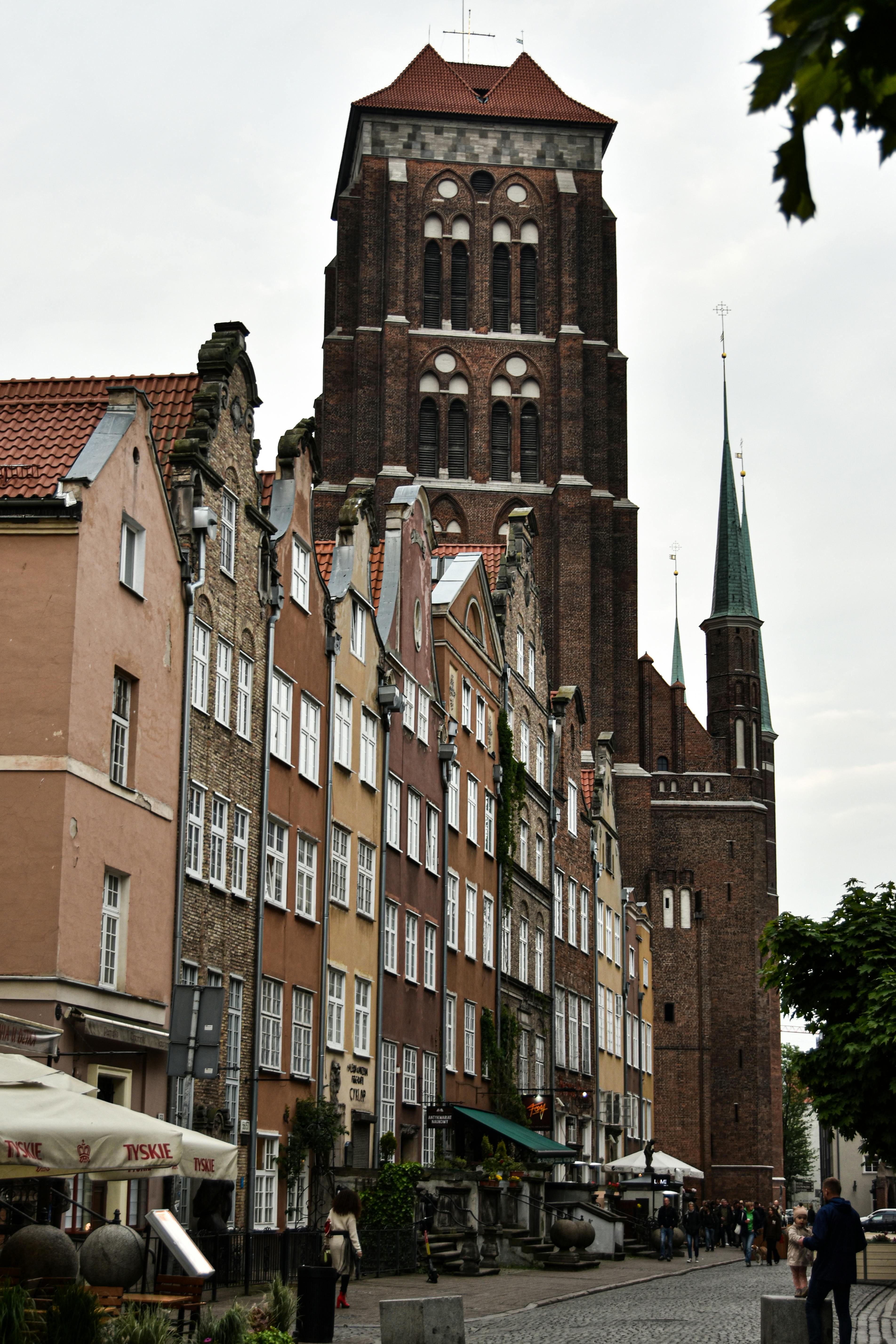 Buildings and Chruch in Old Town · Free Stock Photo