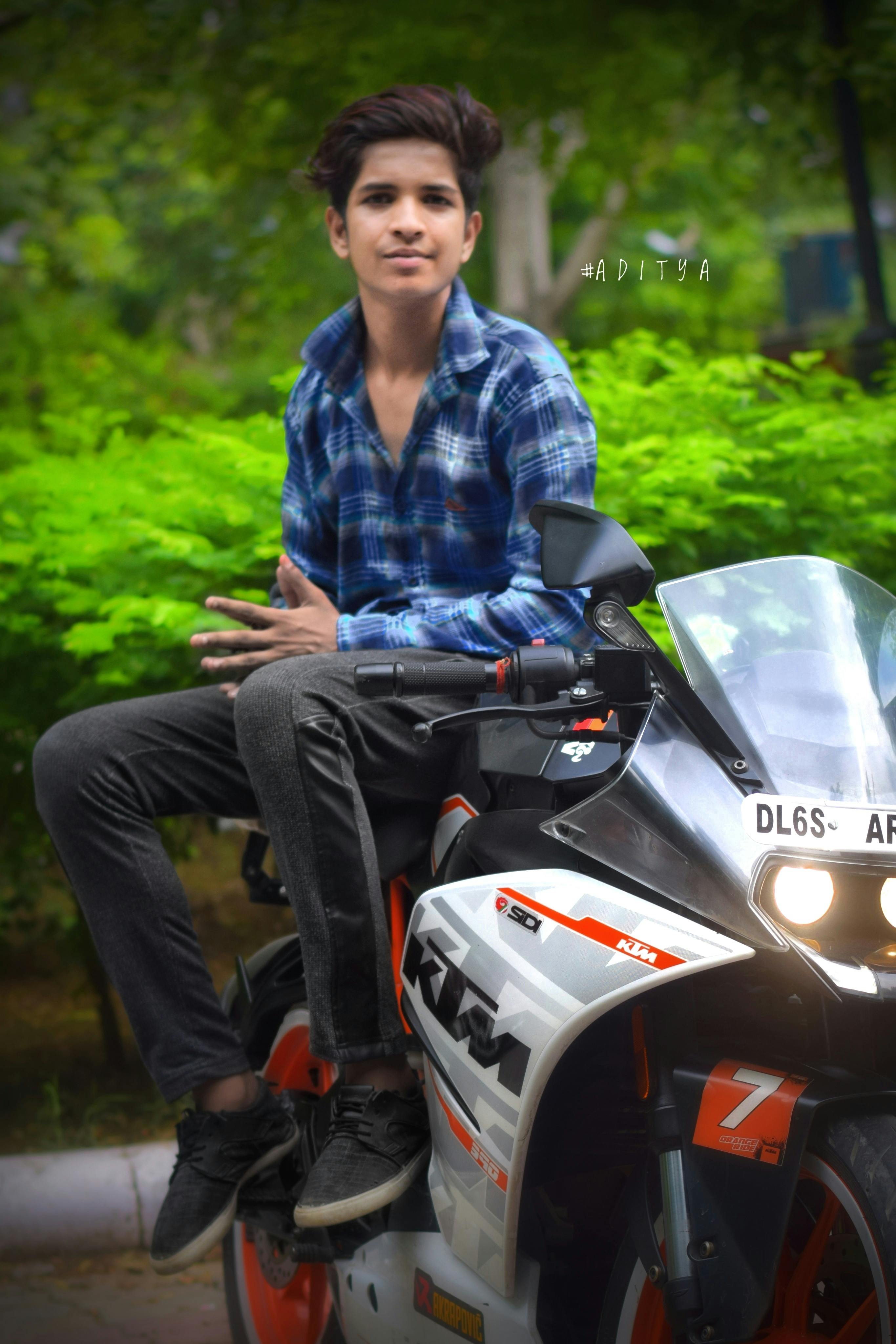 ADITYA CHAUHAN THAKUR - Fotografía