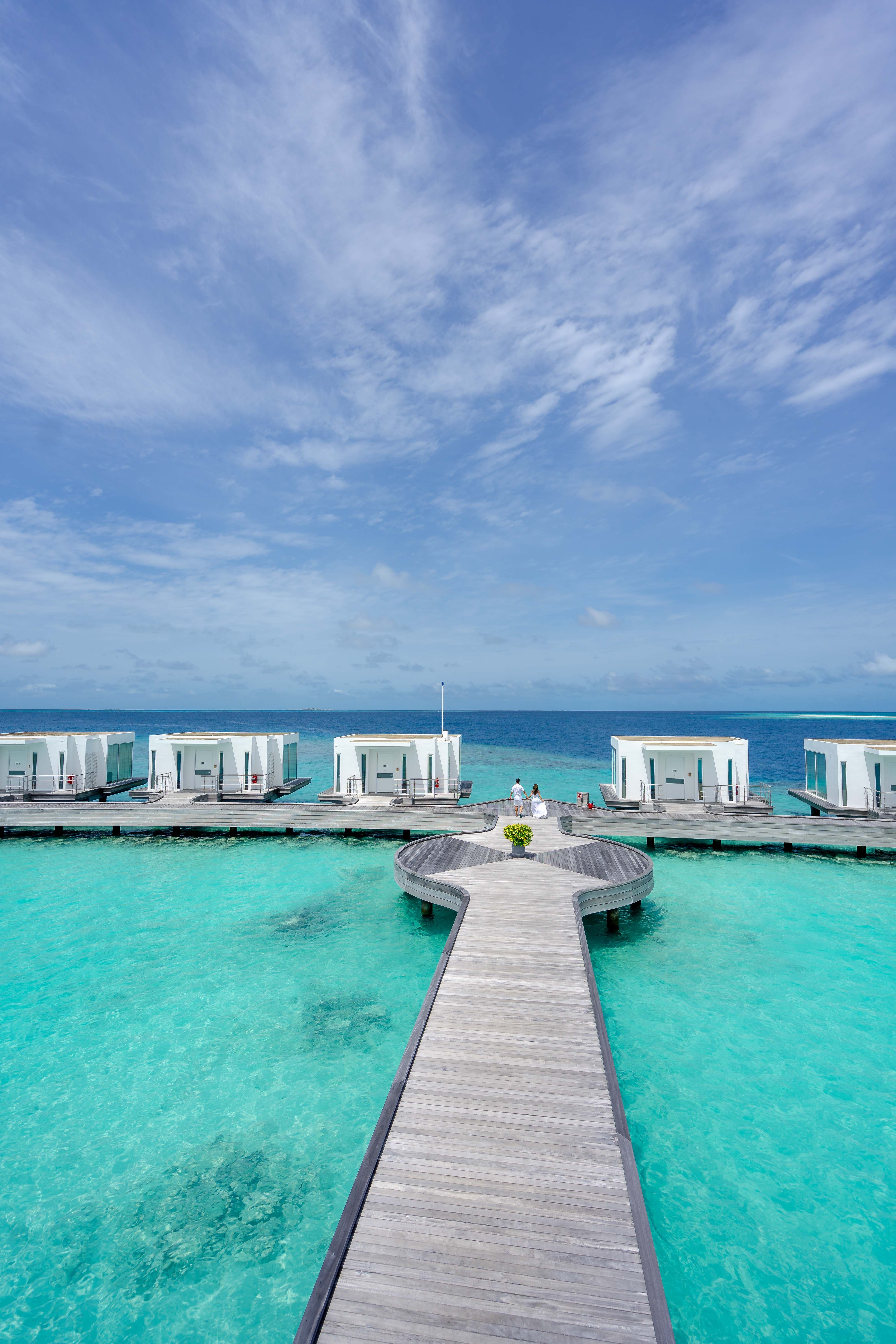 Cottages Above the Sea Water · Free Stock Photo