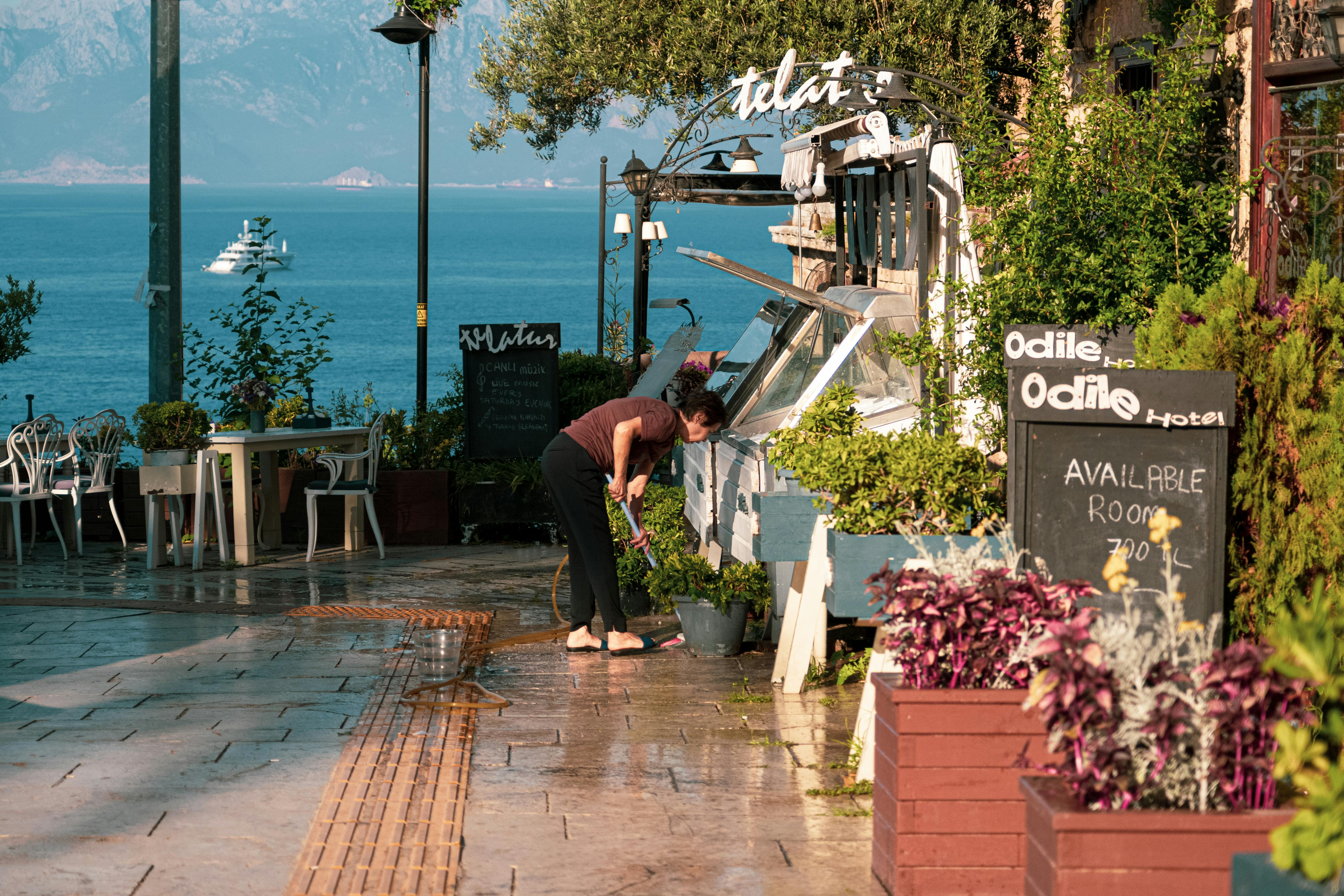 Seaside Outdoor Cafe · Free Stock Photo