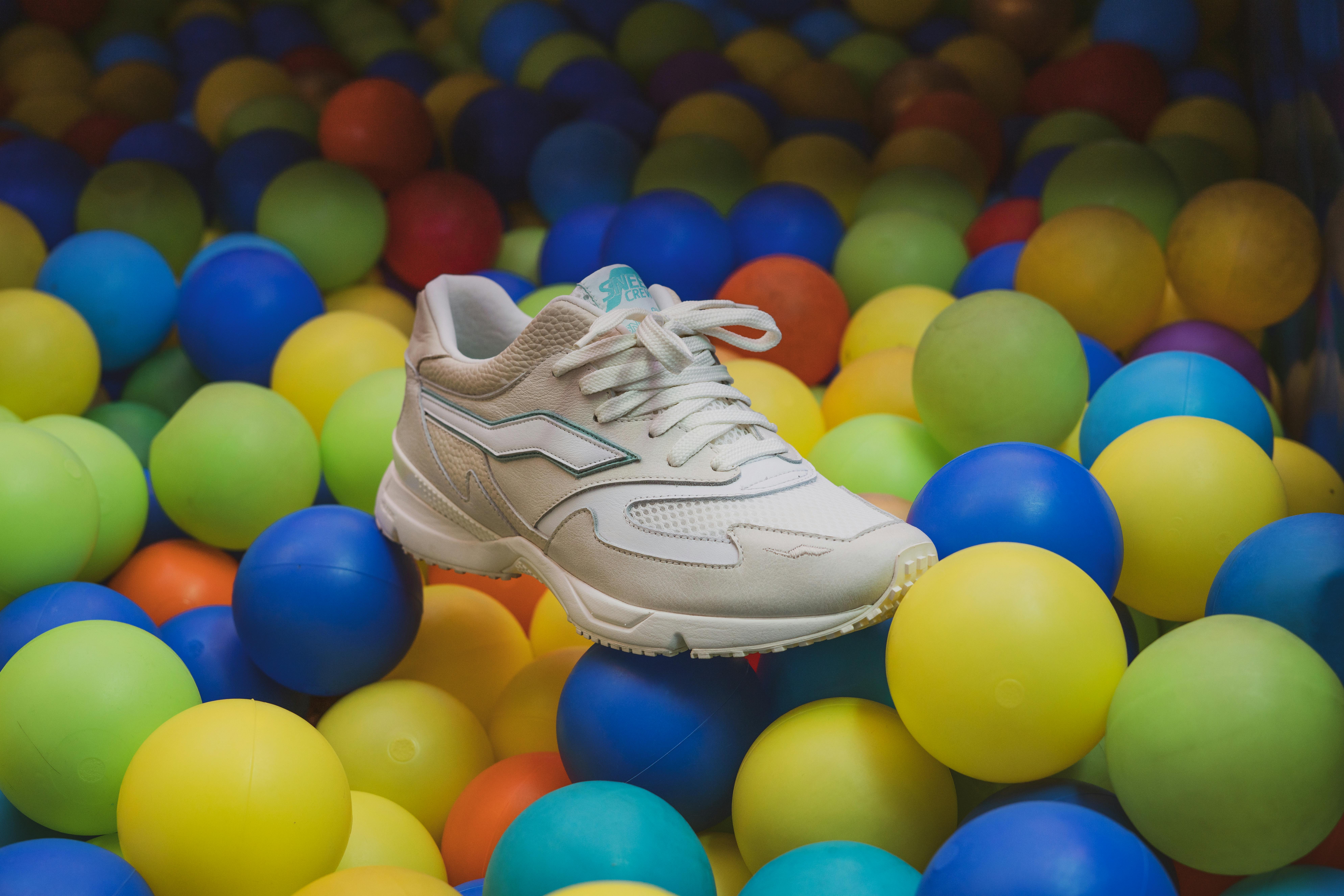 Ball Pit Background Photos, Download The BEST Free Ball Pit Background Stock Photos & HD Images