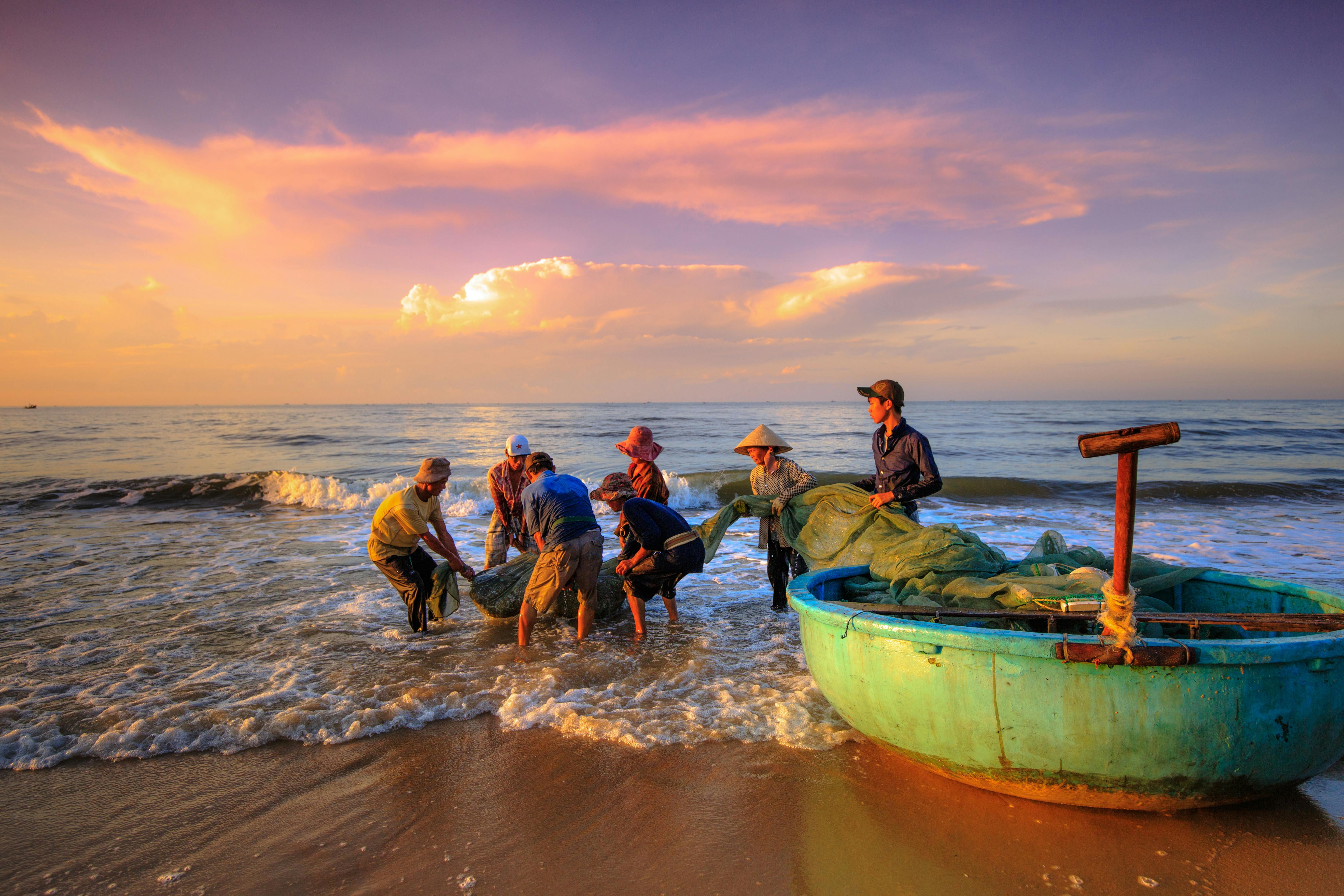 Quang Nguyen Vinh - Photography