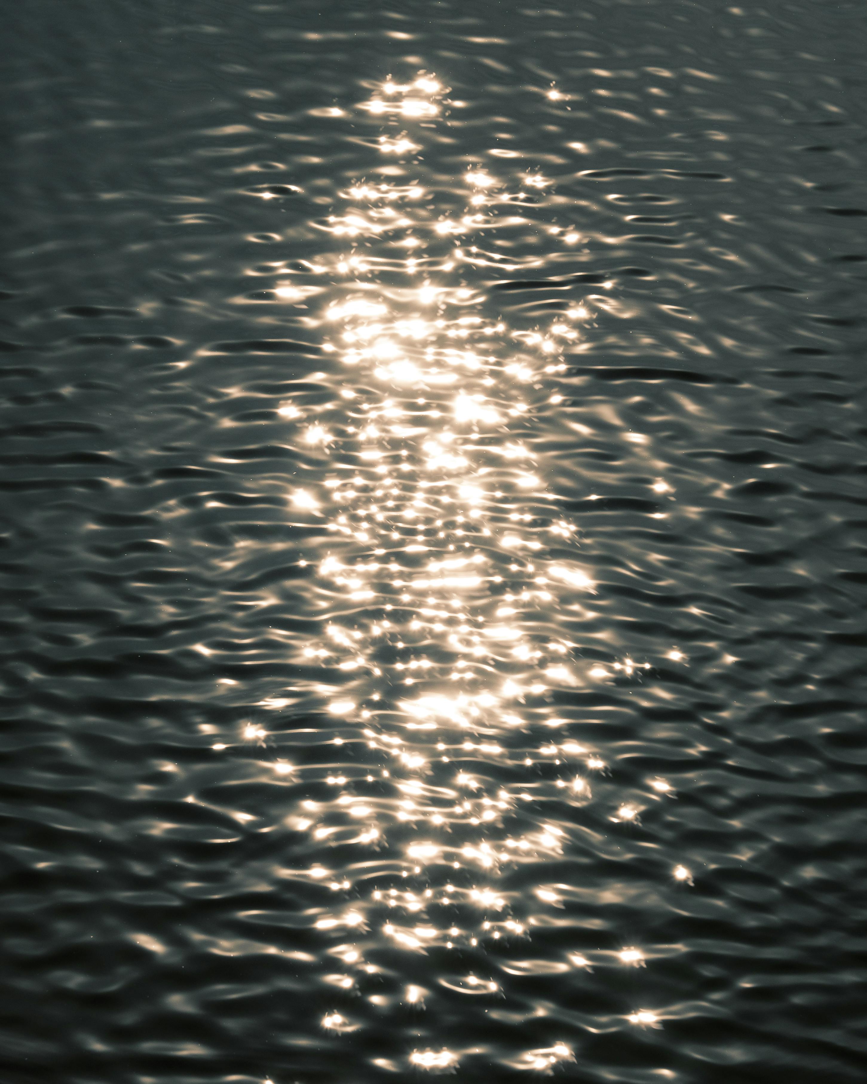 Reflection of Sunlight on the Water · Free Stock Photo