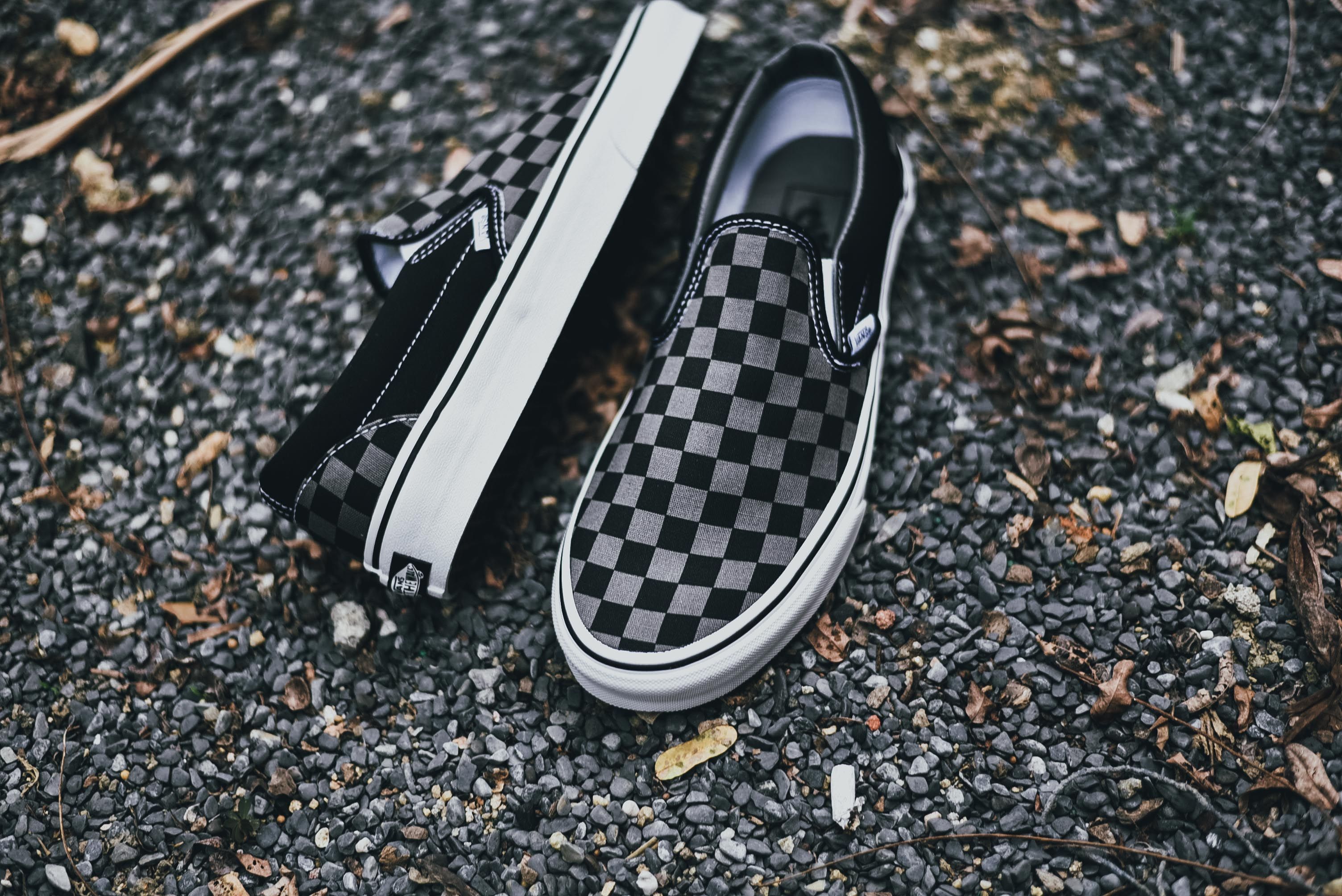 Convers Shoes Single Photos, Download Free Convers Shoes Single Stock ...