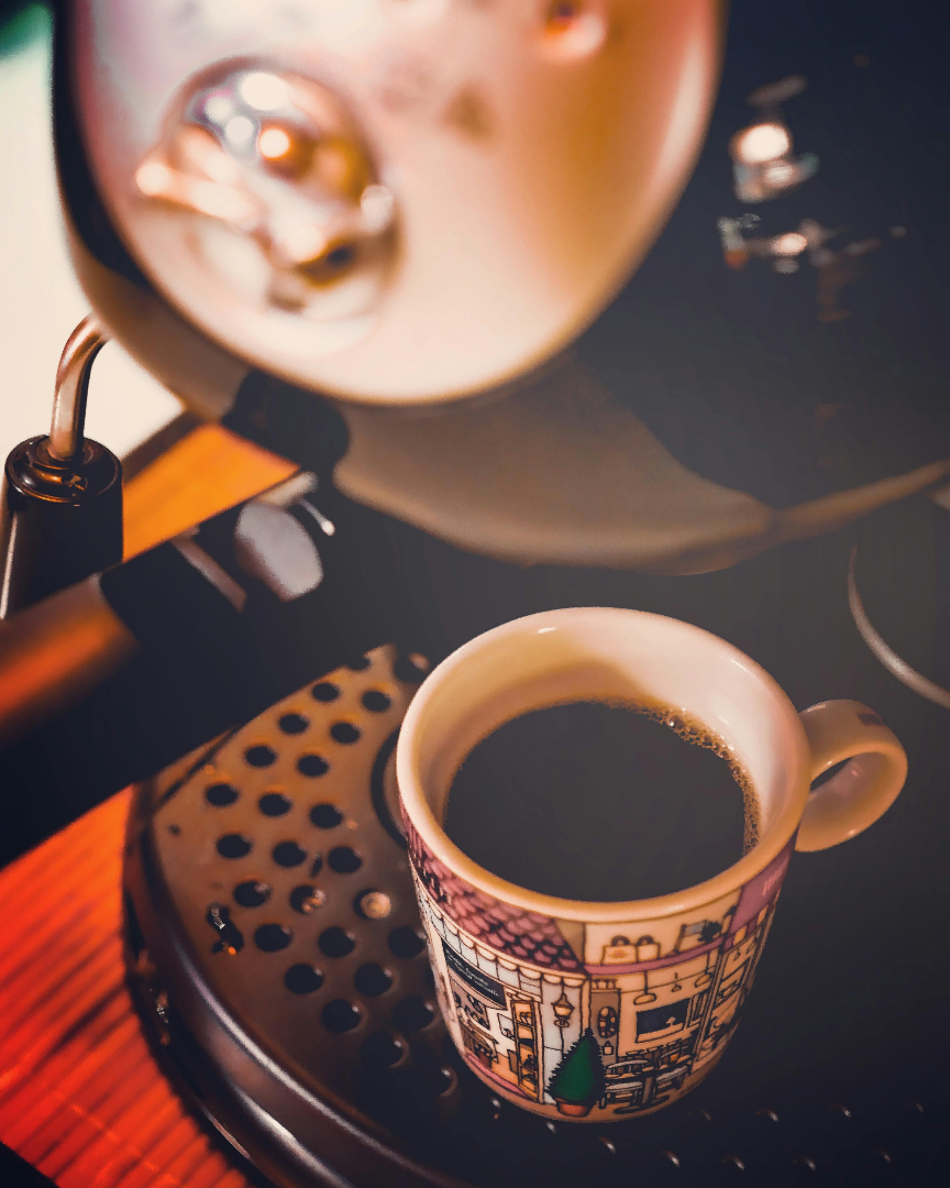 27,818+ Best Free Coffe cup Stock Photos & Images · 100% Royalty-Free ...