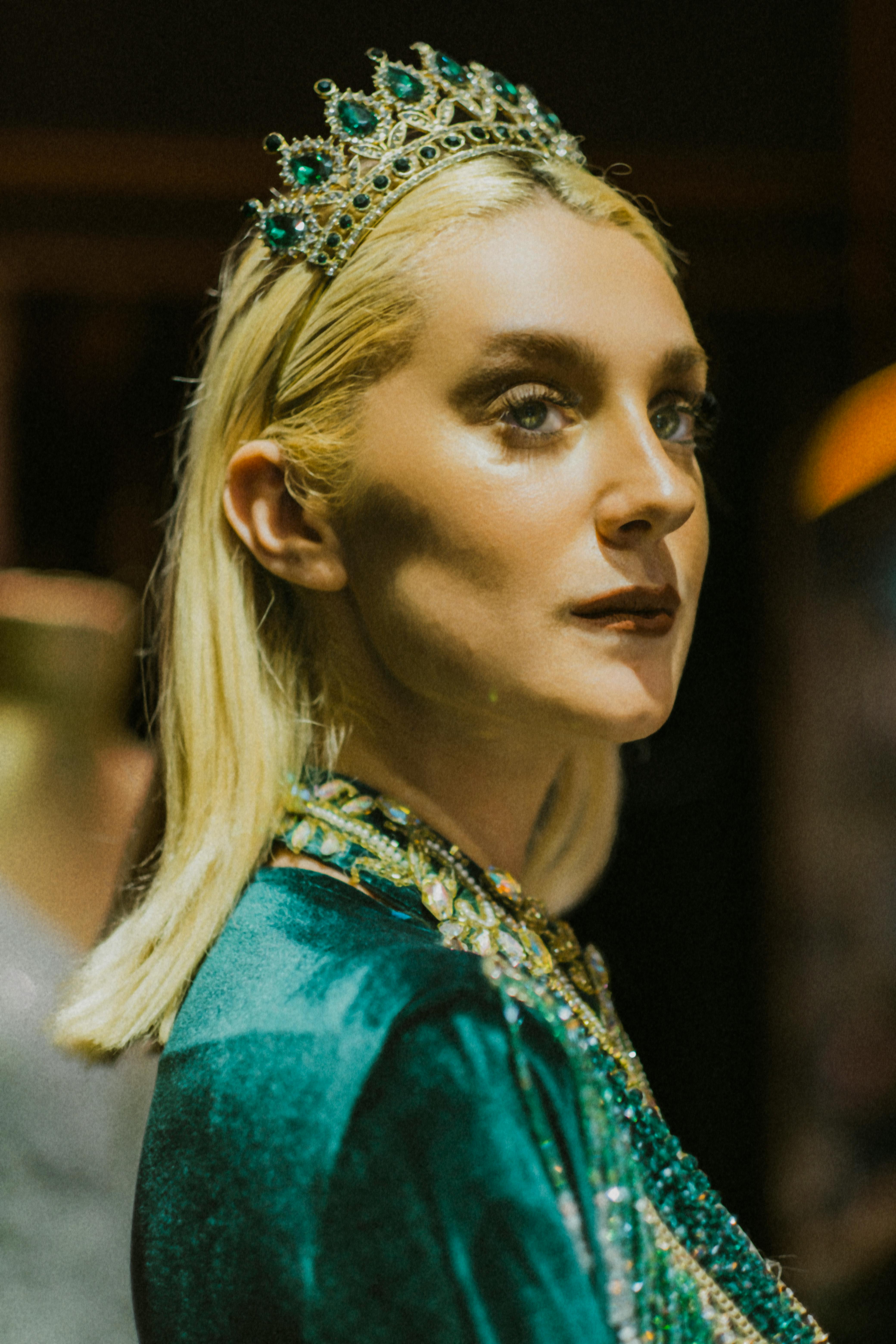 Tiara on Head of Brunette · Free Stock Photo