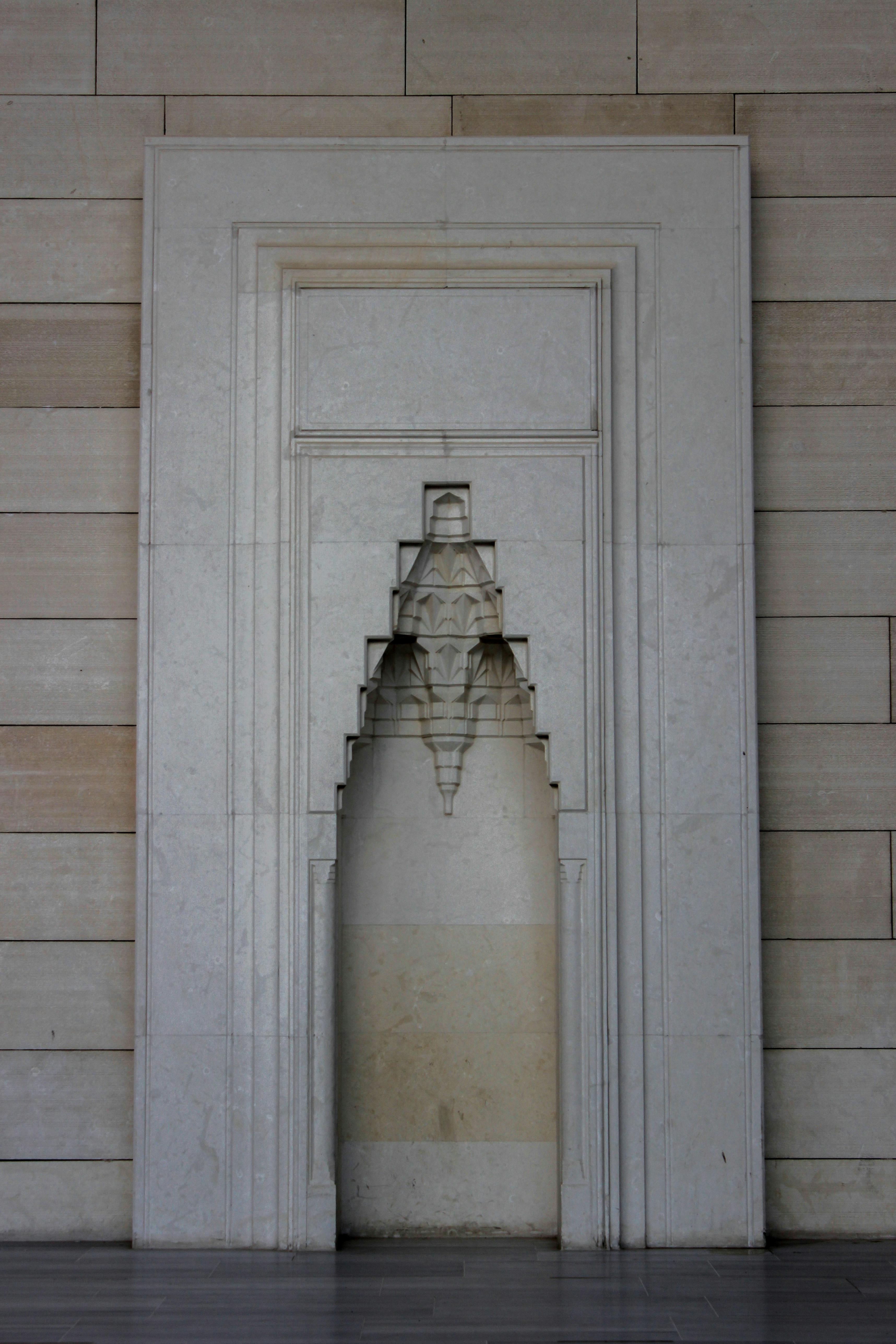 Architectural Structure on a Wall · Free Stock Photo