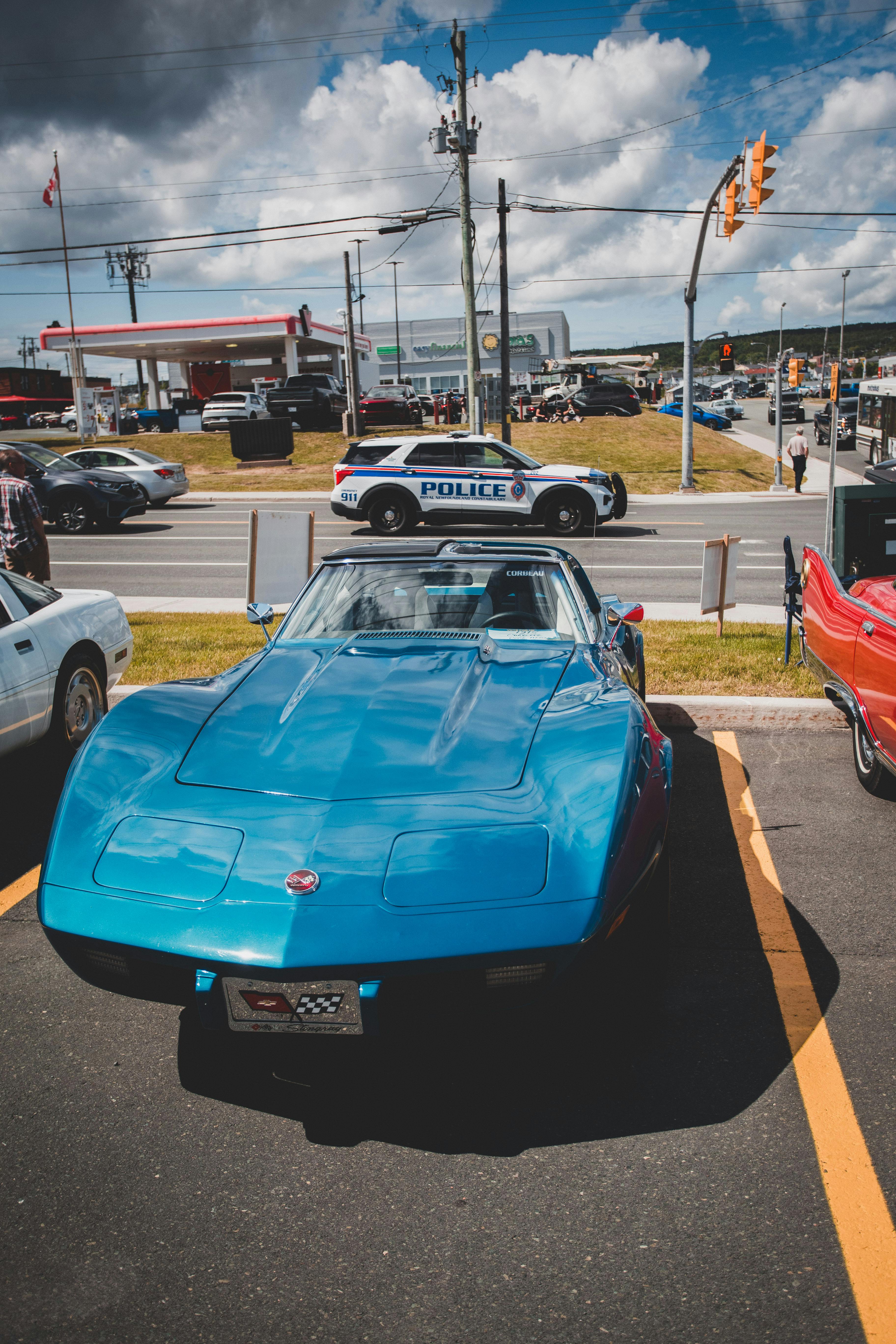 Blue Vintage Chevrolet Corvette · Free Stock Photo