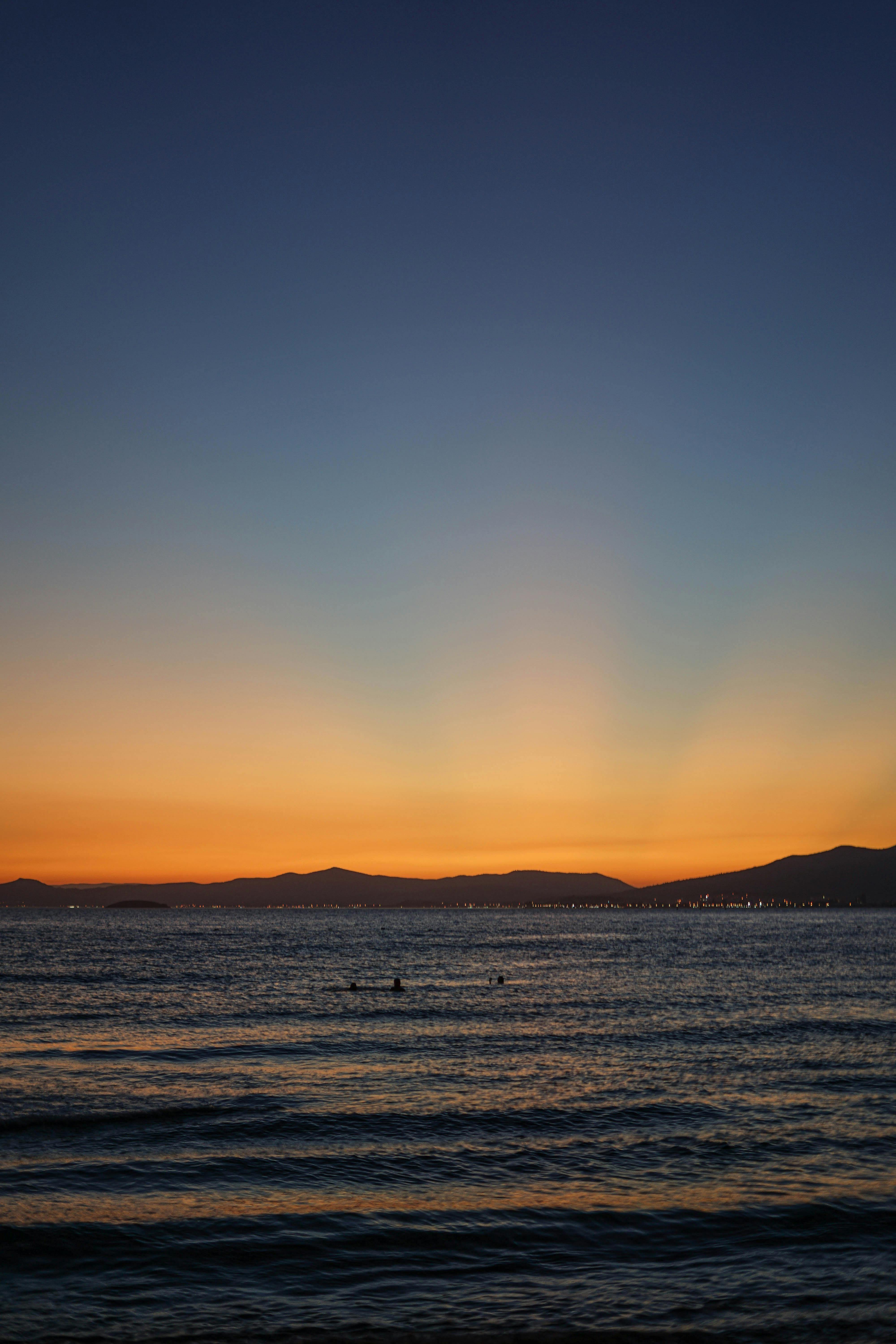 Ocean during Sunset · Free Stock Photo