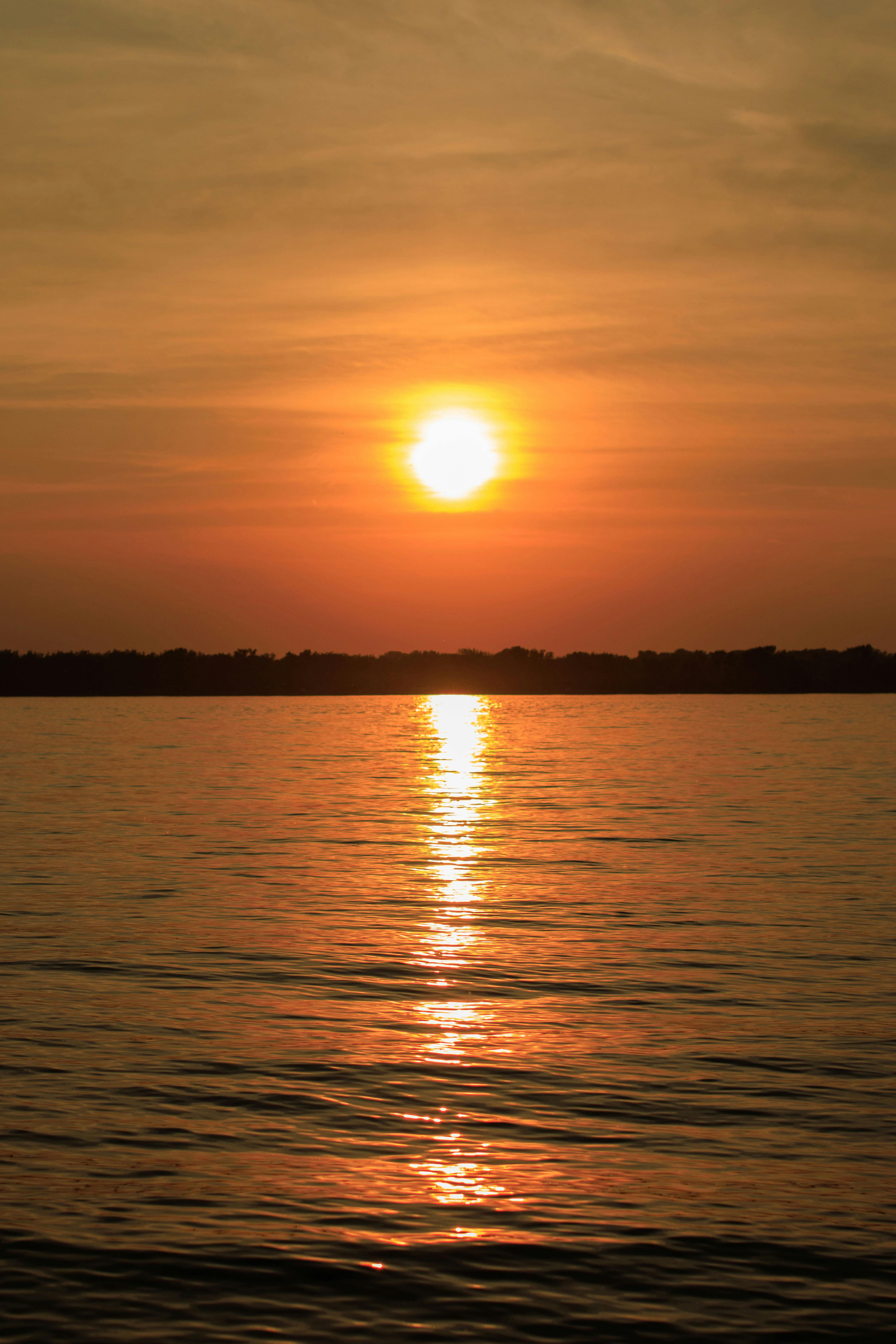 Photo of the Setting Sun · Free Stock Photo