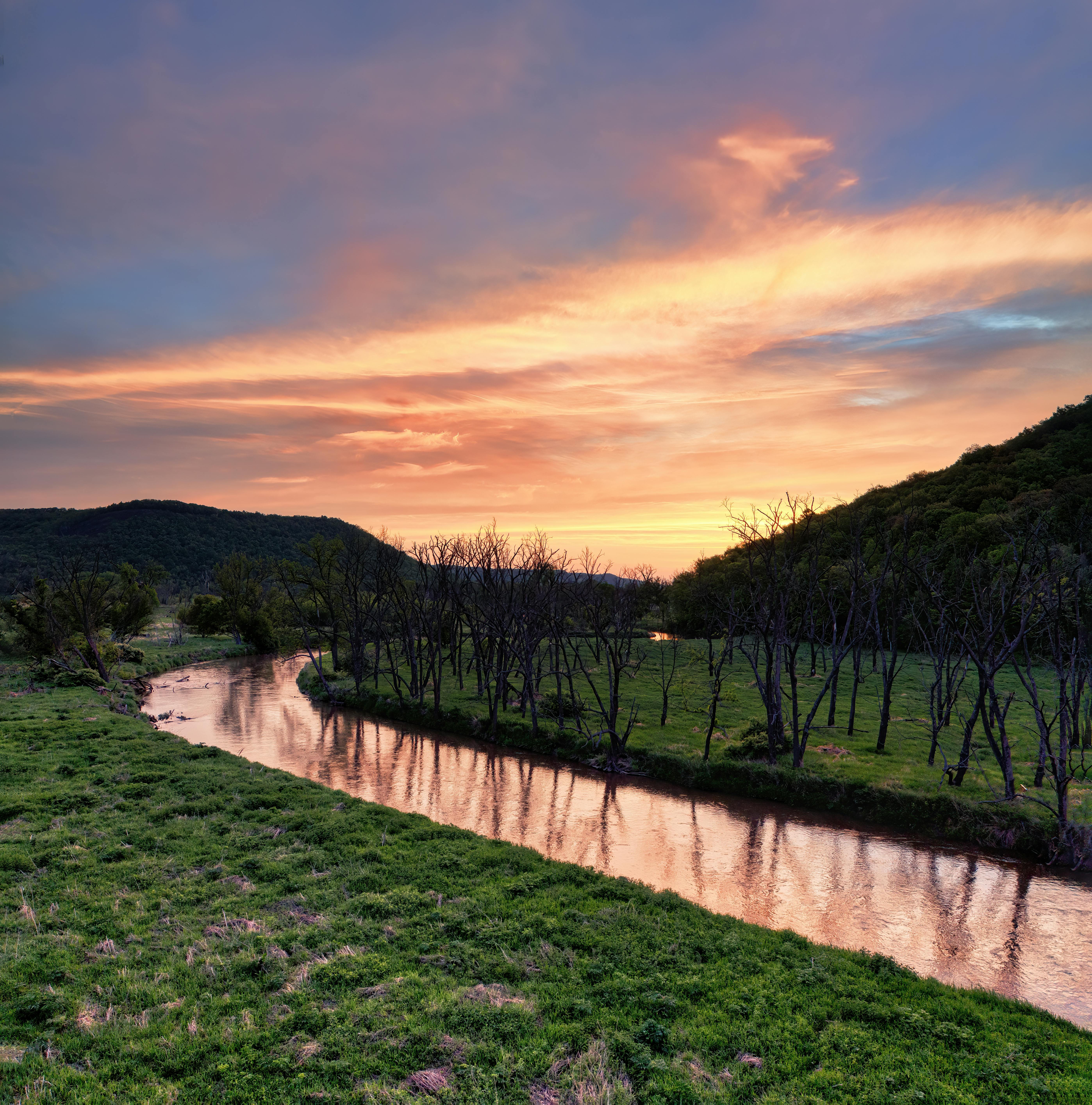 A River in the Countryside during the Golden Hour · Free Stock Photo