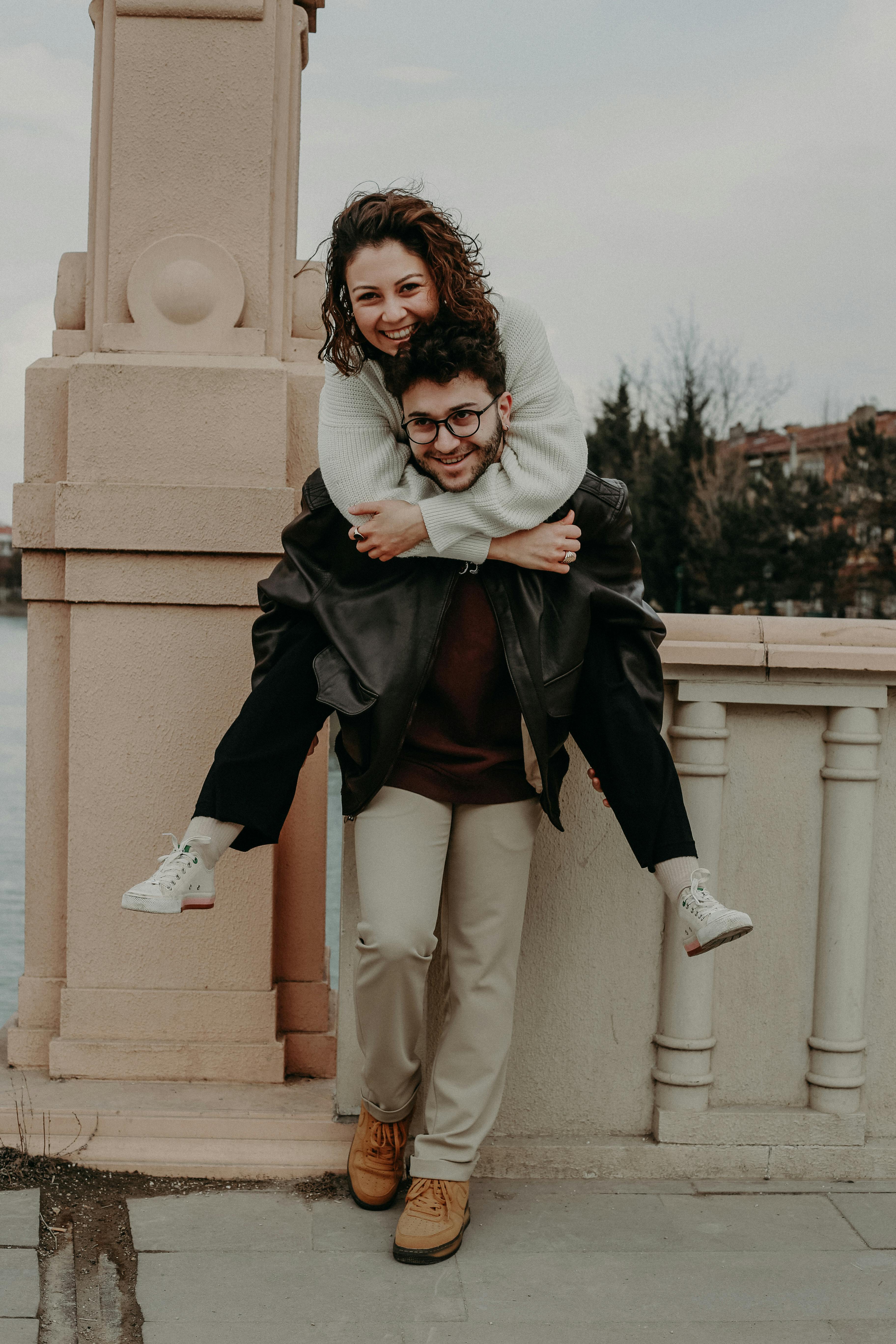 Man Carrying Woman · Free Stock Photo