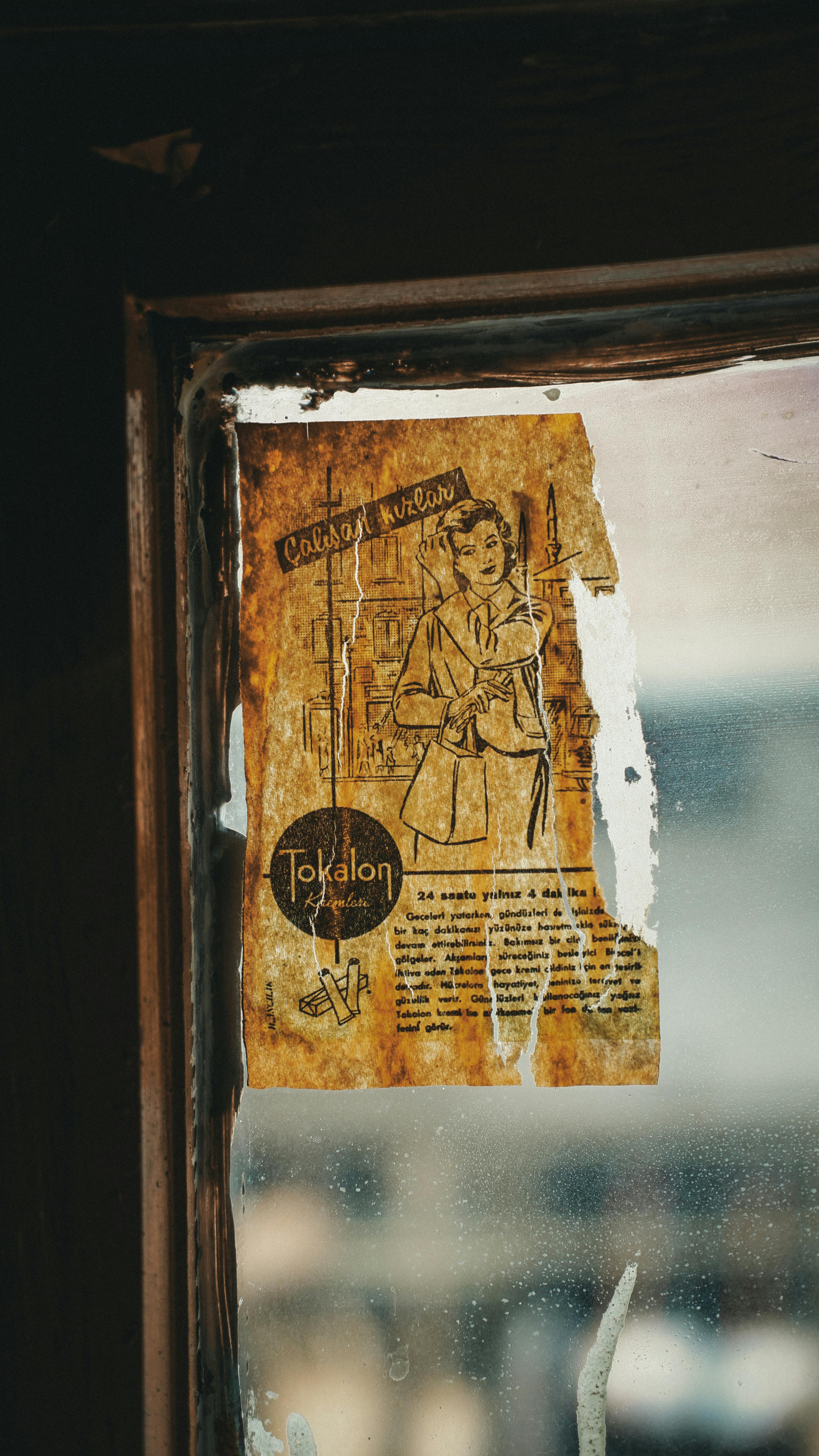 Poster Peel Photos, Download The BEST Free Poster Peel Stock Photos ...