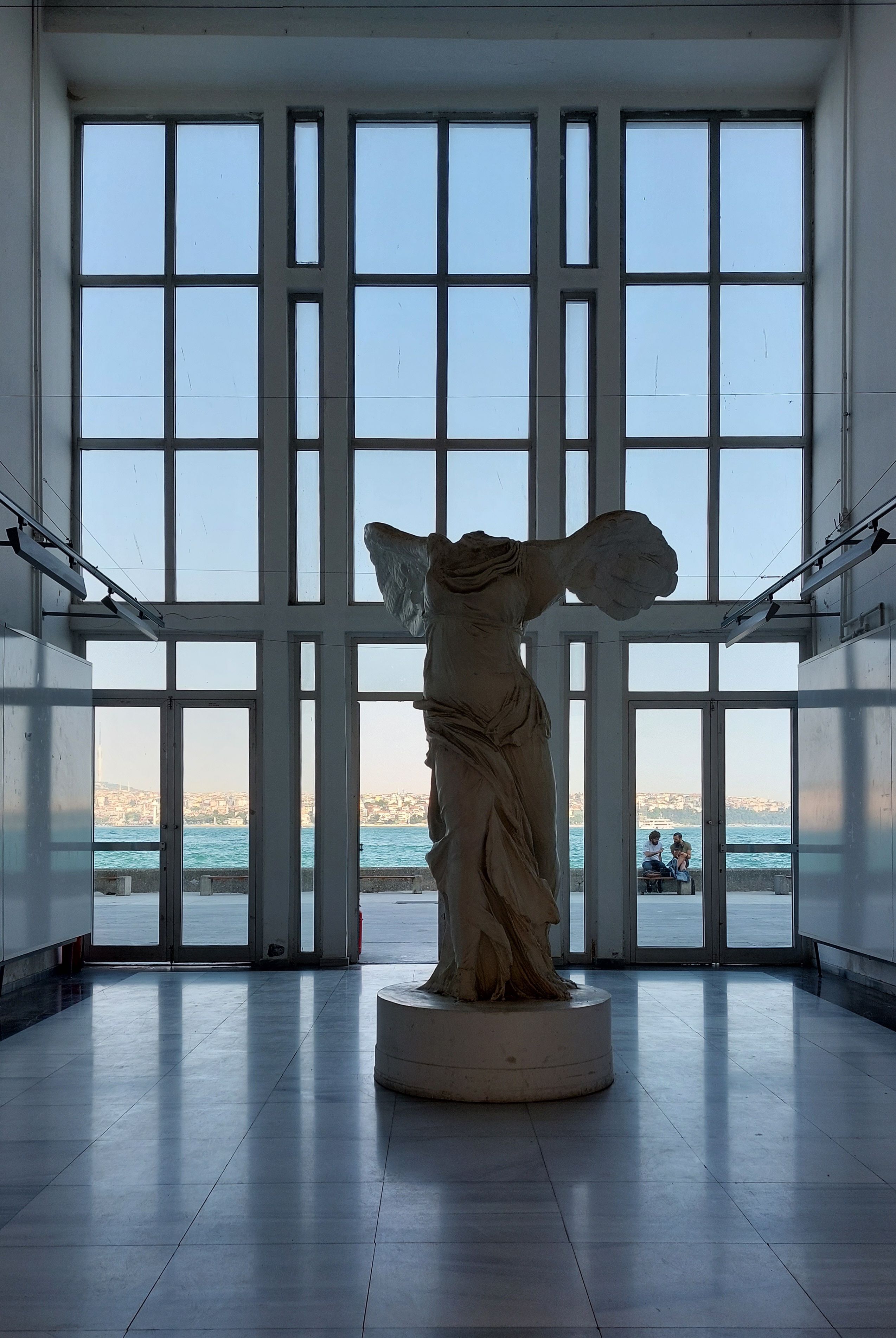 Nike Of Samothrace Sculpture Photos, Download The BEST Free Nike Of ...